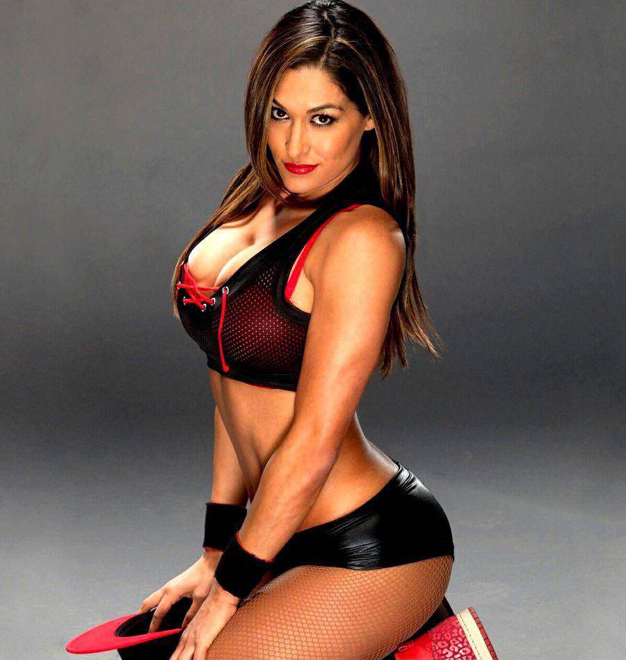 Nikki Bella please. | Scrolller