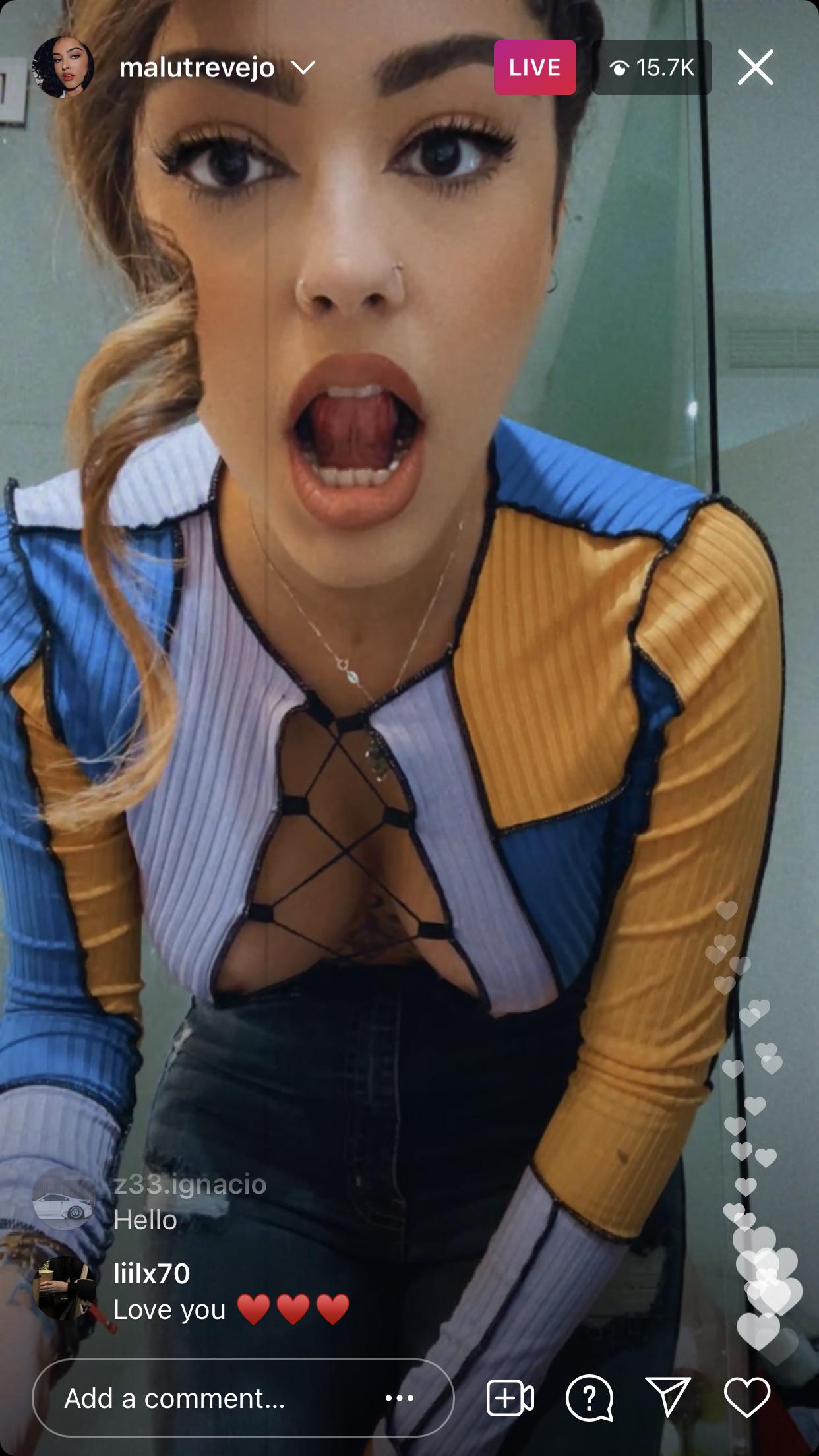 Nip slip in live today | Scrolller