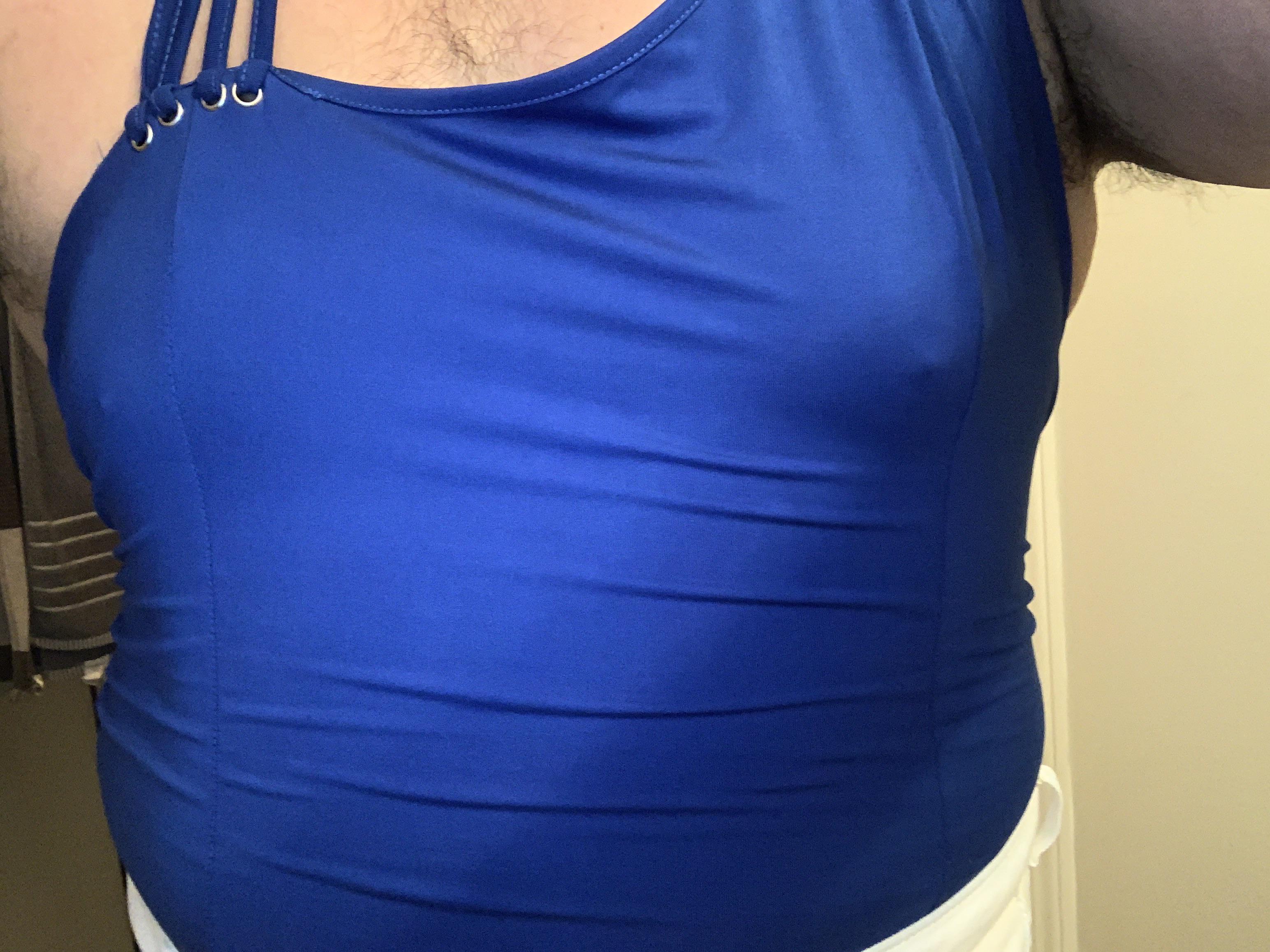 No Bra And Pokies Scrolller