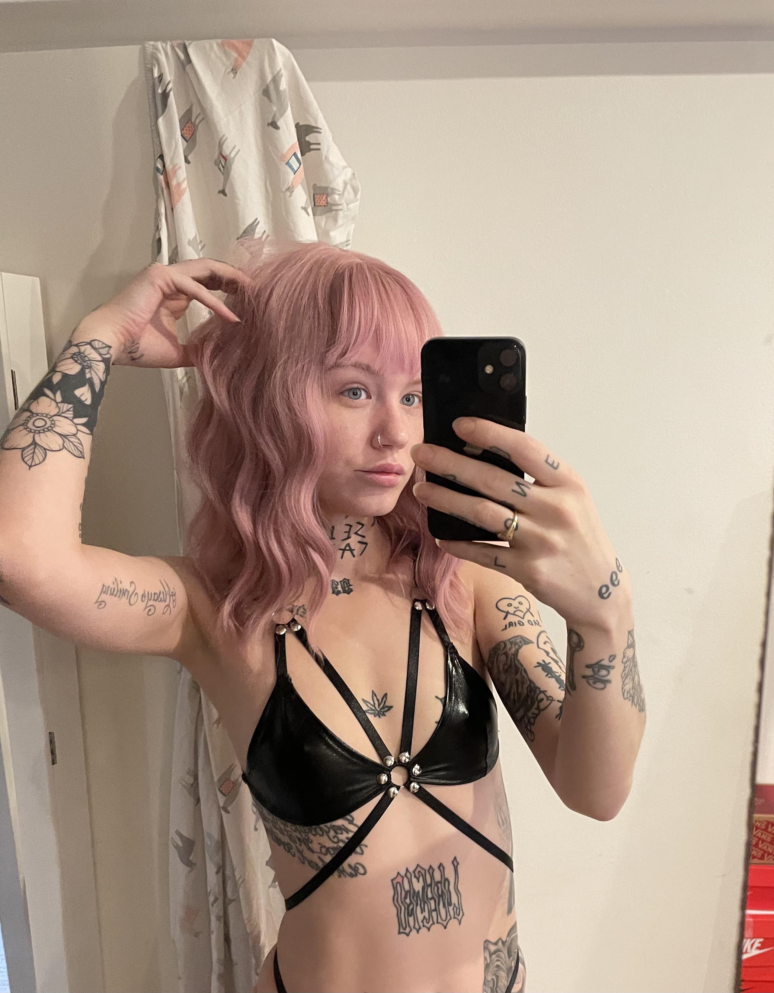 No make up am I still cute 🥺 | Scrolller