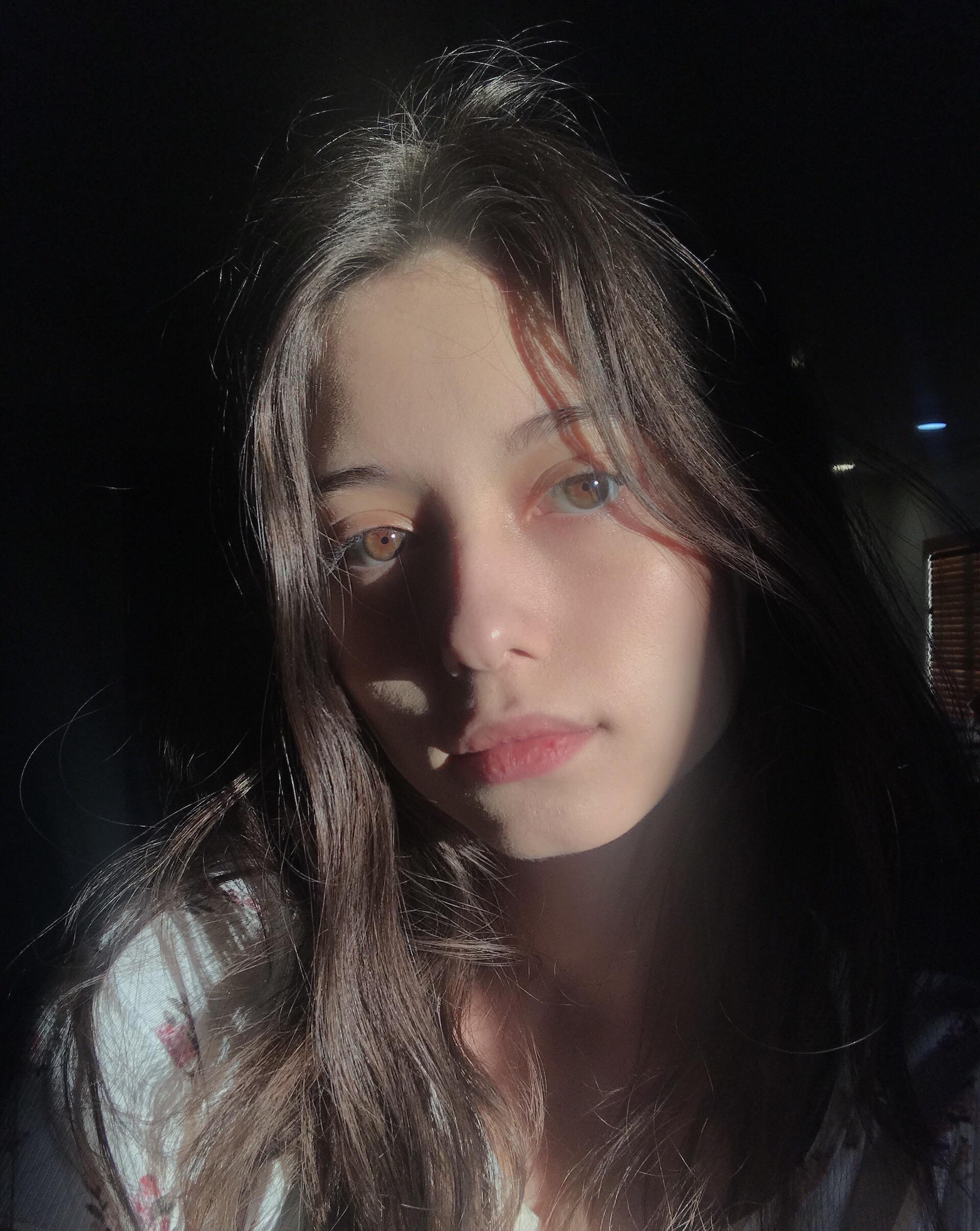 No makeup post, the suns blinding me 18 | Scrolller