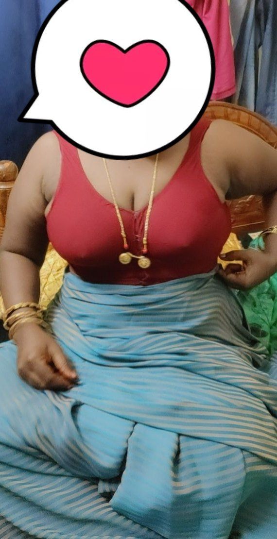 NO NO ONE LITERALLY MY MOM WHENEVER HER BOYFRIEND COMES HOME HER PALLU SLIPS DOWN 👀 EVEN WHEN I ...