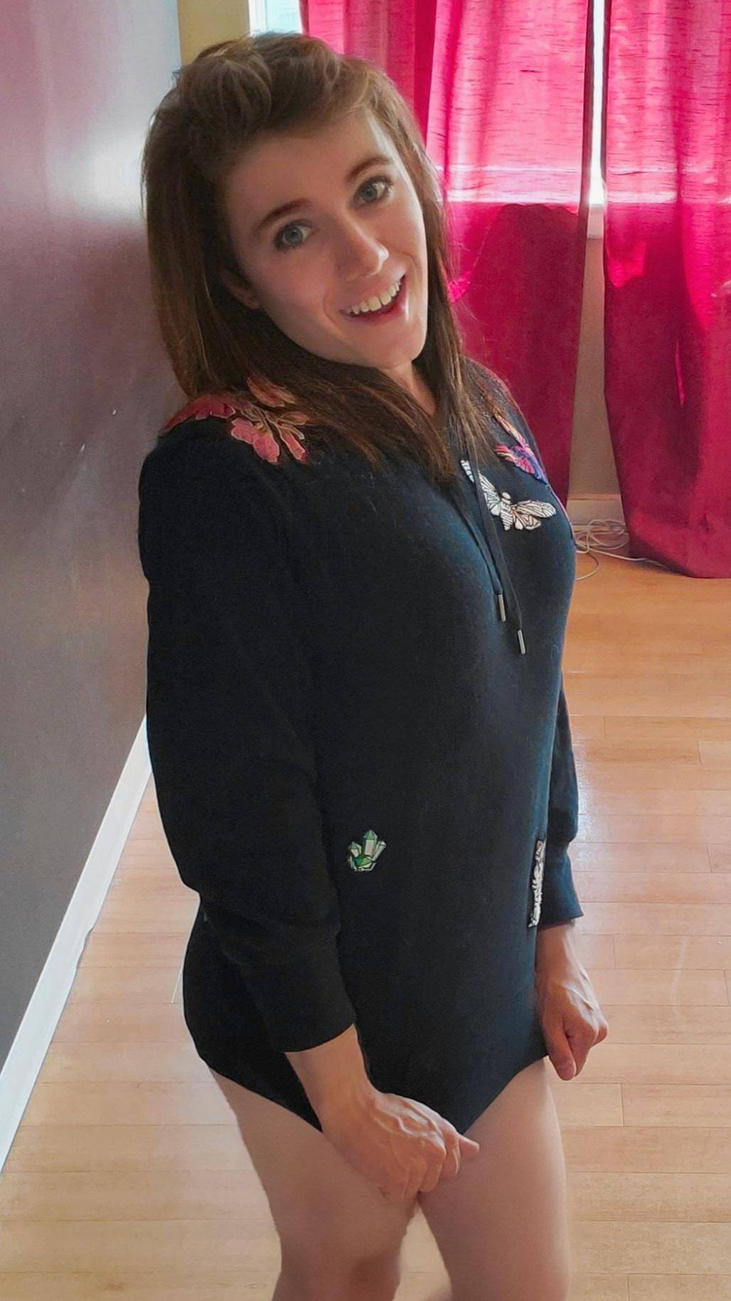 No pants | Scrolller