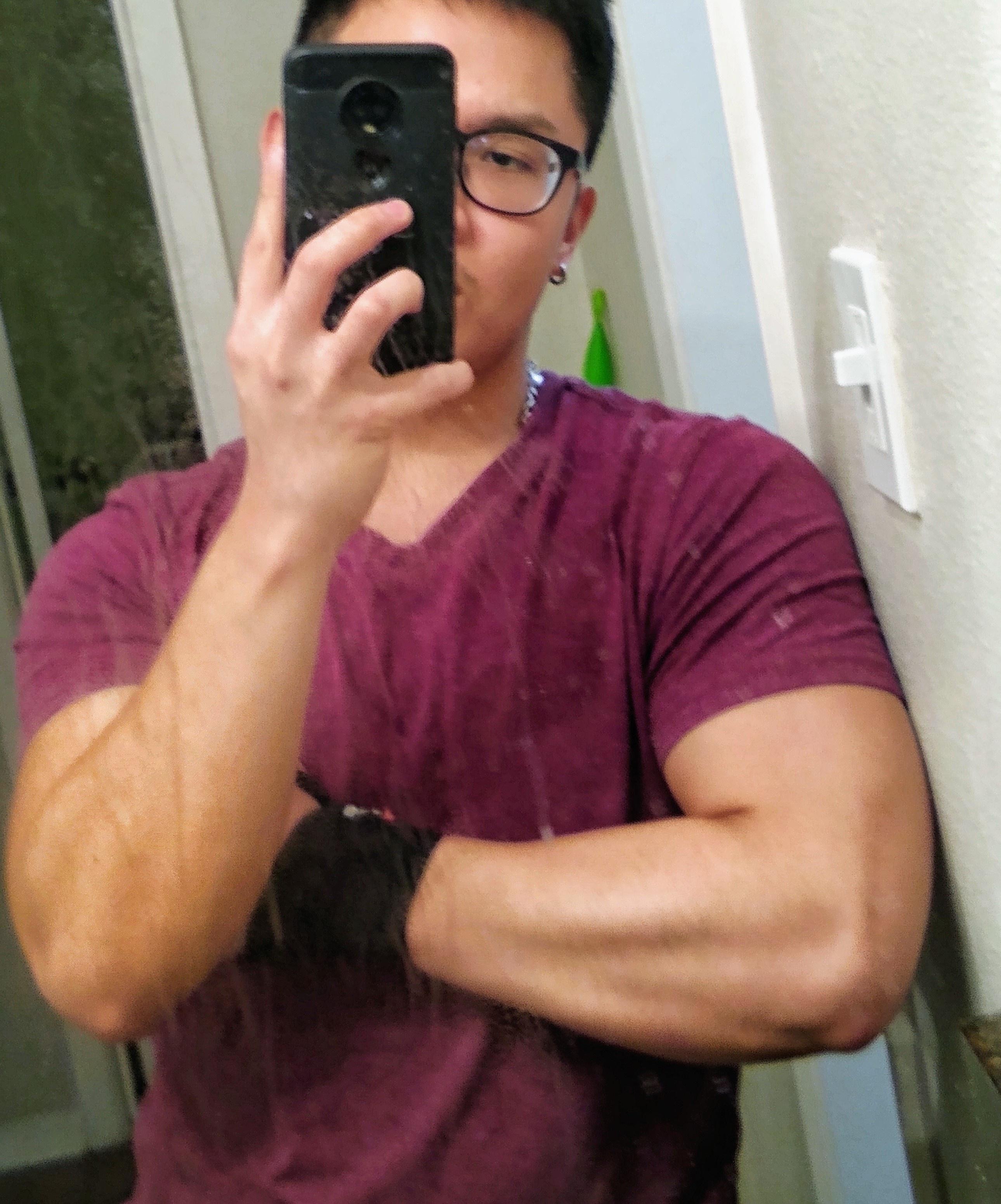 No vein but lots of muscles | Scrolller