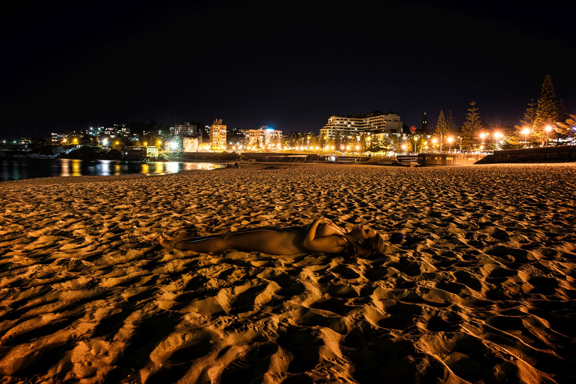 Noctura (by Alec Dawson) - beach at night | Scrolller