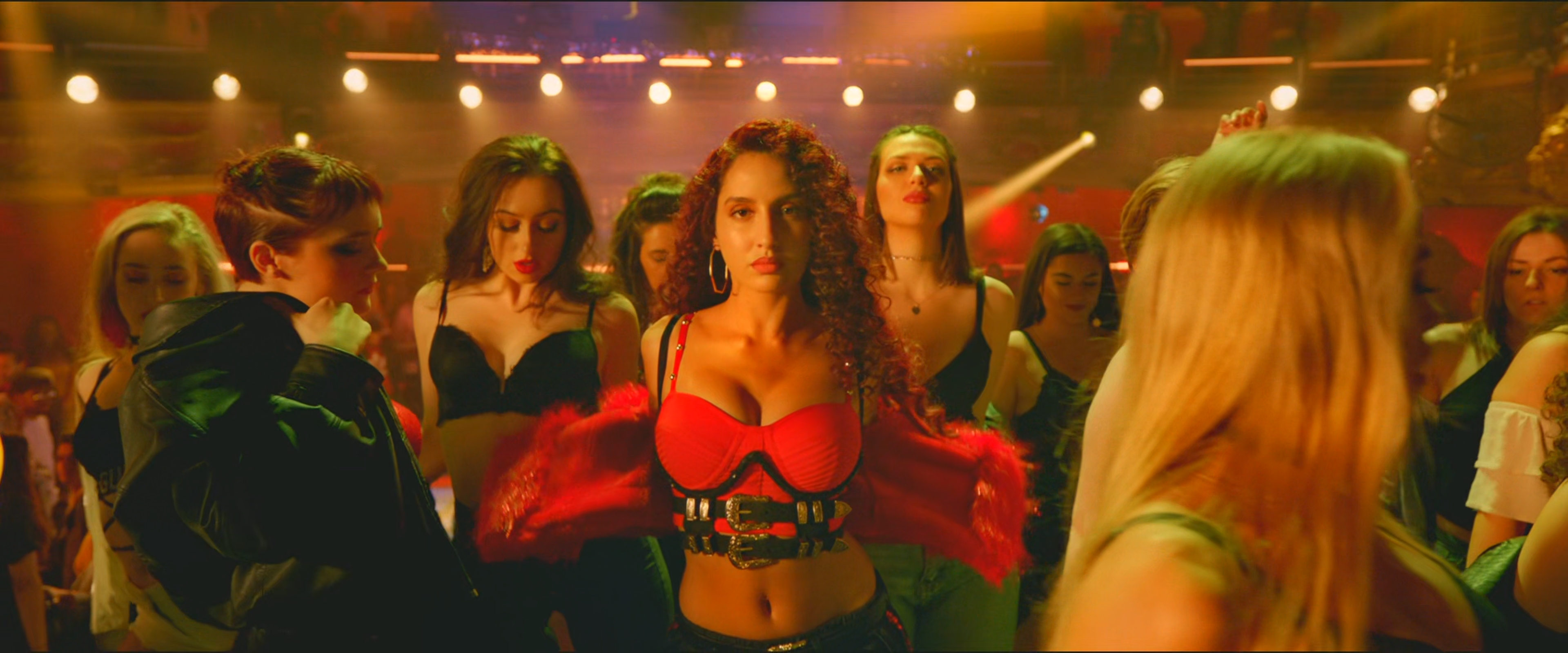 Nora Fatehi - plump lips n petite navel | Scrolller