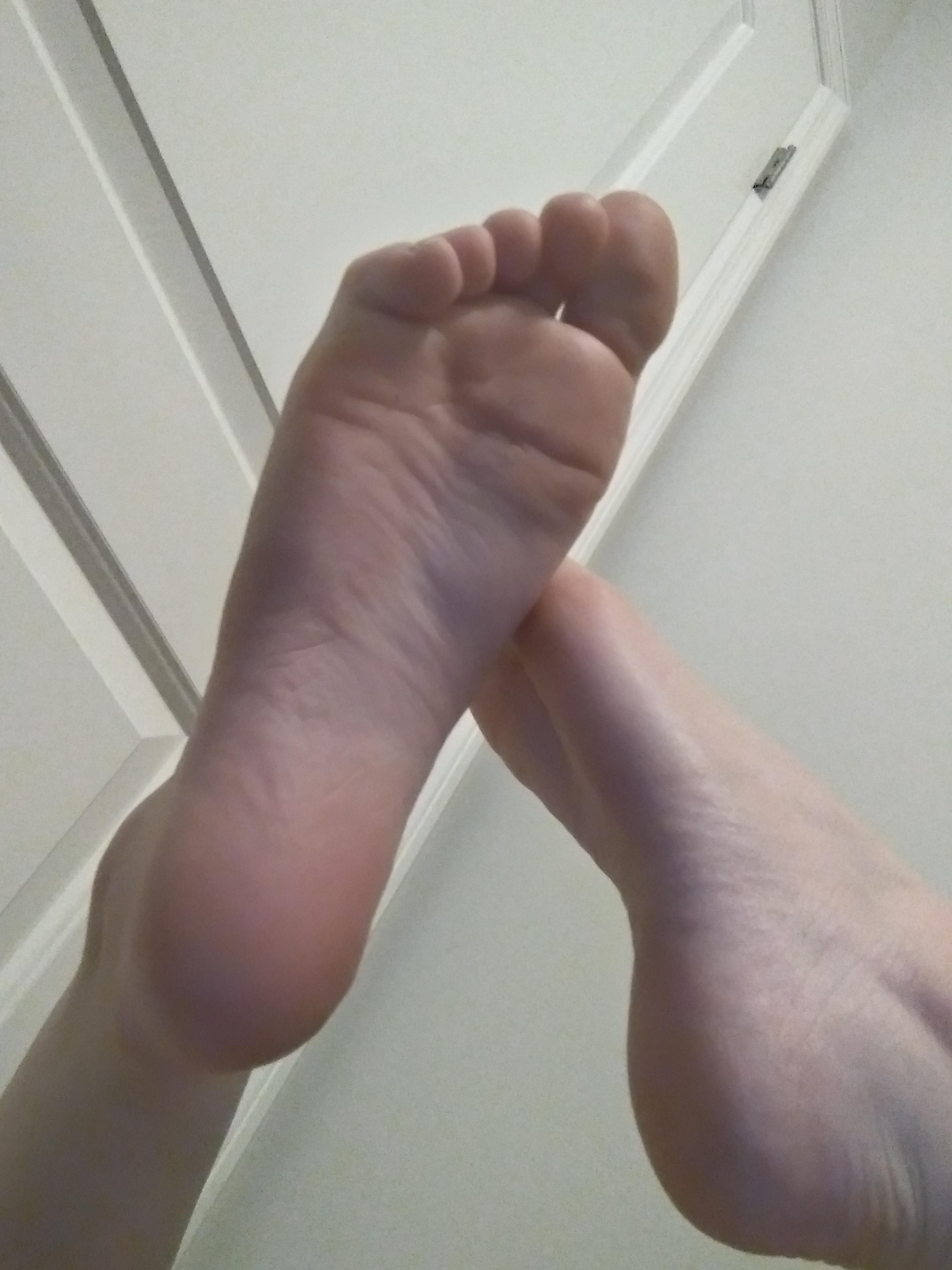 Not afraid to show them natural | Scrolller