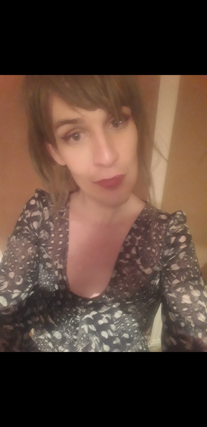 Nothing to see here, but your average chaos merchant | Scrolller