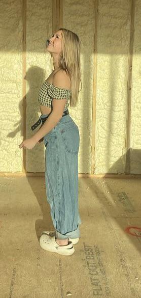 Now imagine that back arch in doggystyle | Scrolller