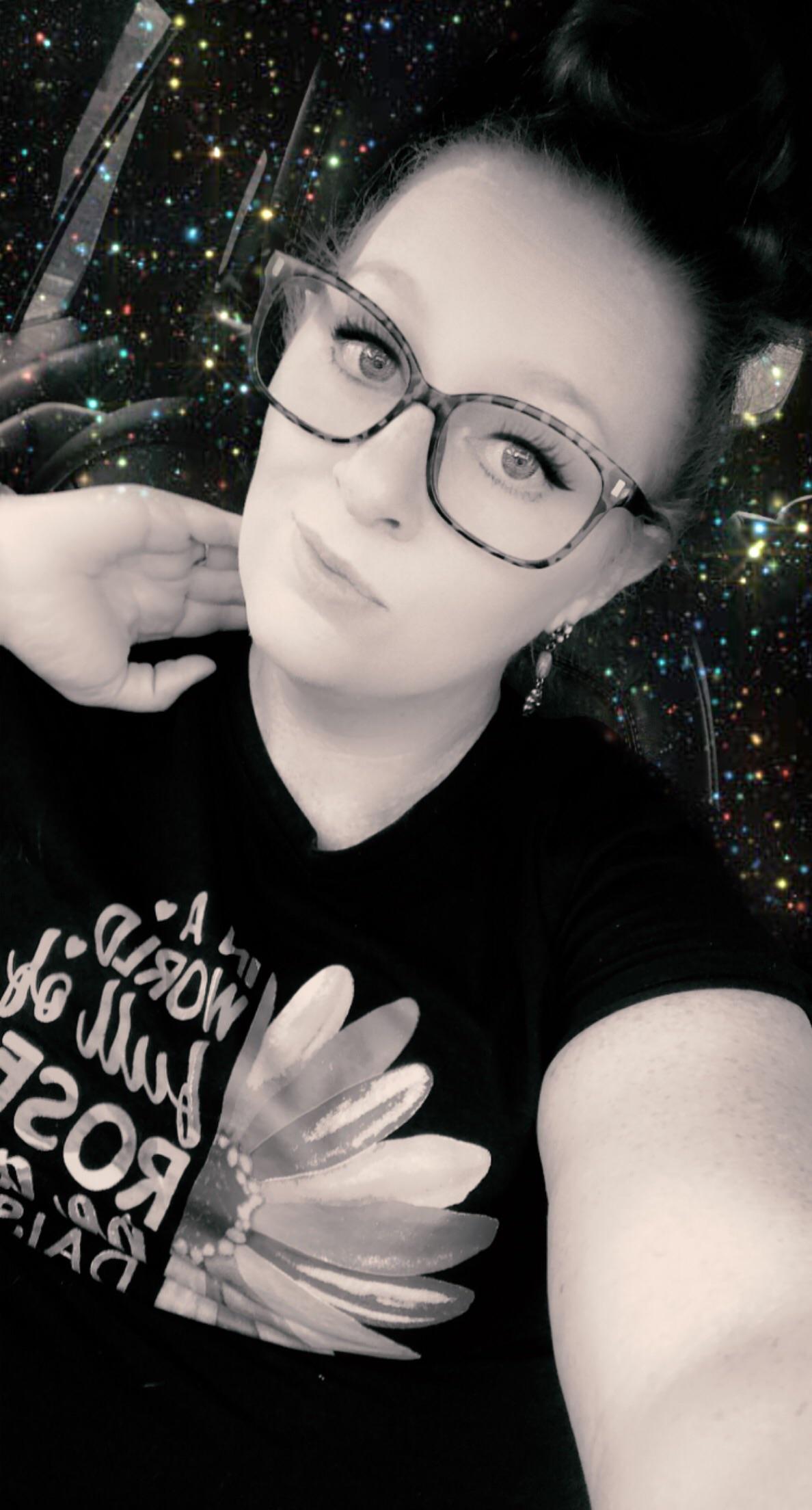 Now that it’s Wednesday, be the badass woman you were too lazy to be on Tuesday! 💜 | Scrolller