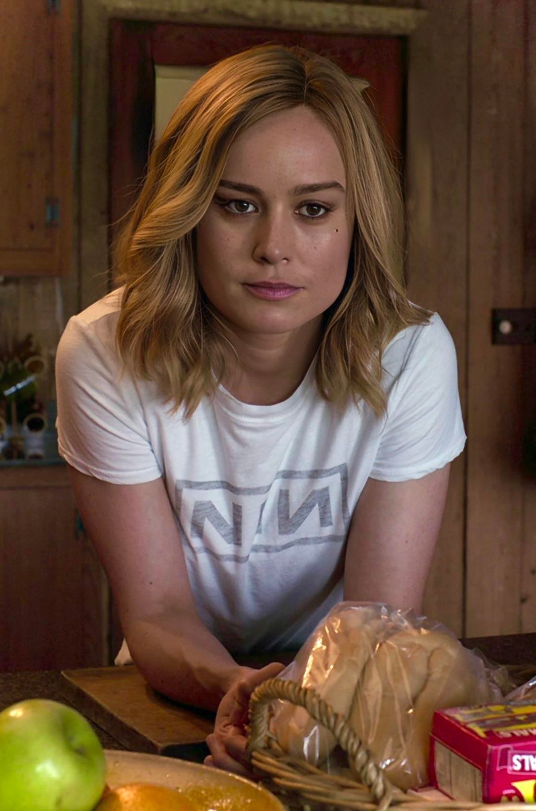 "Now that my annoying boyfriend has left why don't you pull out your juicy cock and let me suck ...