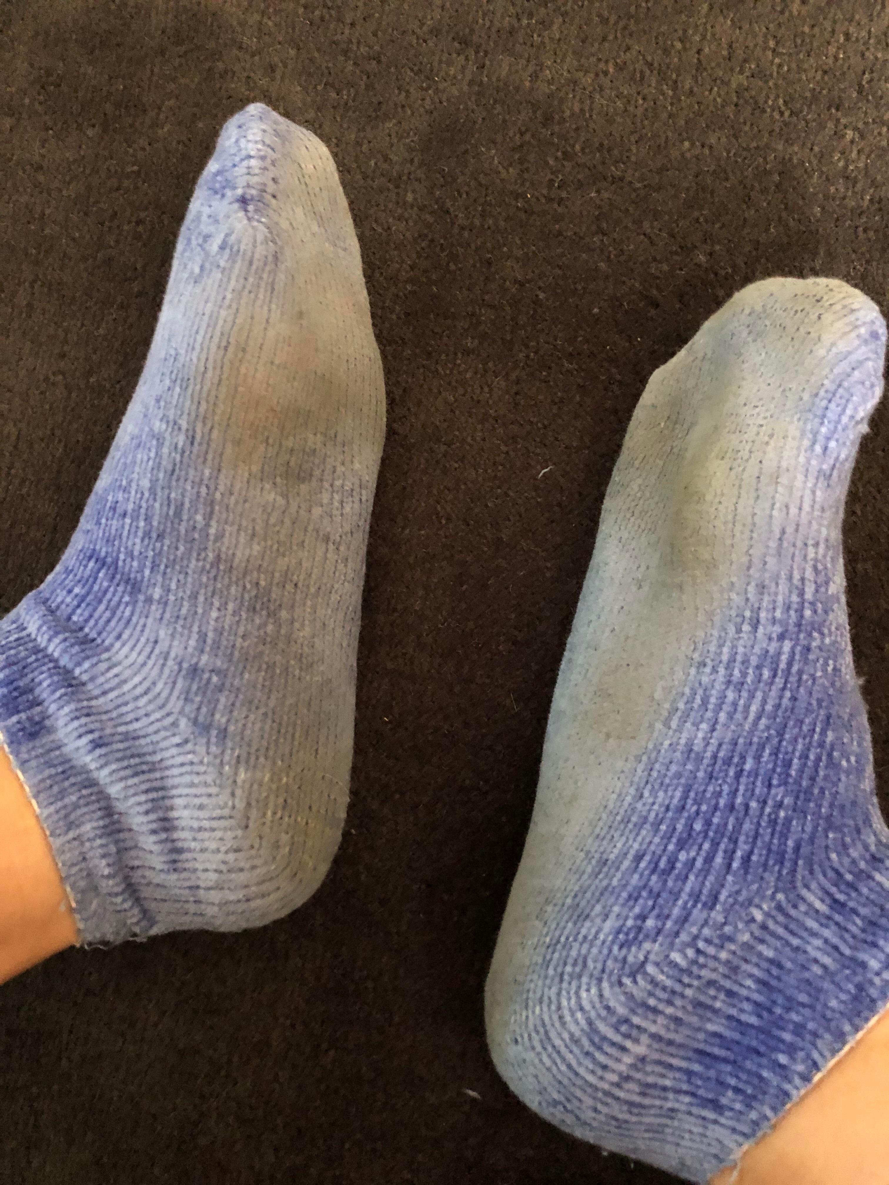 (NSFW) Who wants these smelly socks worn for over a week now? 🏆 | Scrolller