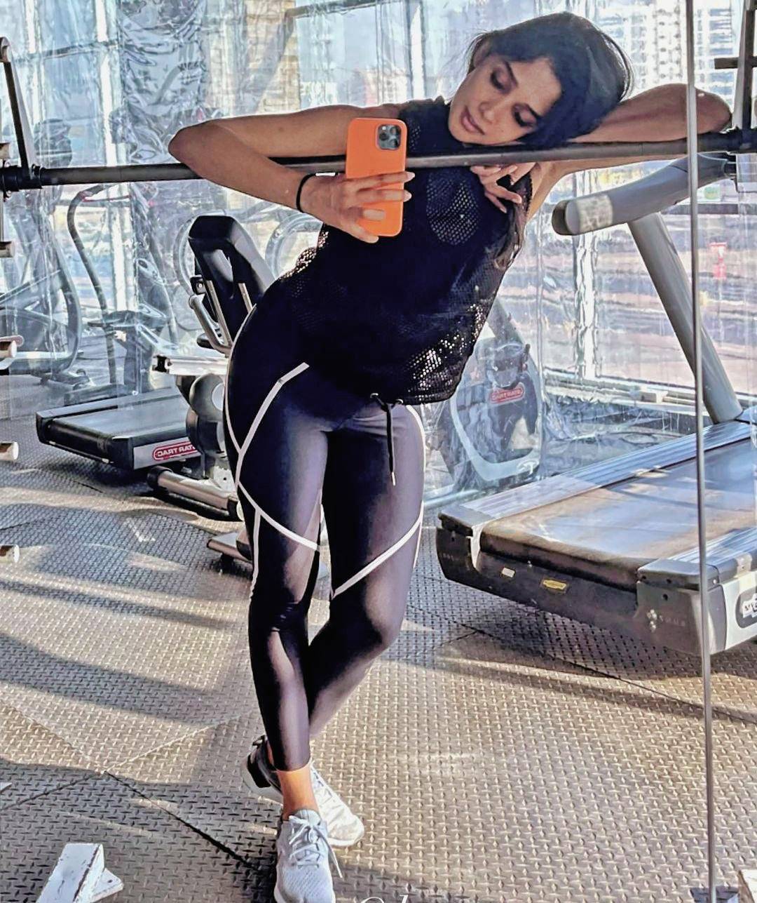 Nyla 🖤 | Scrolller