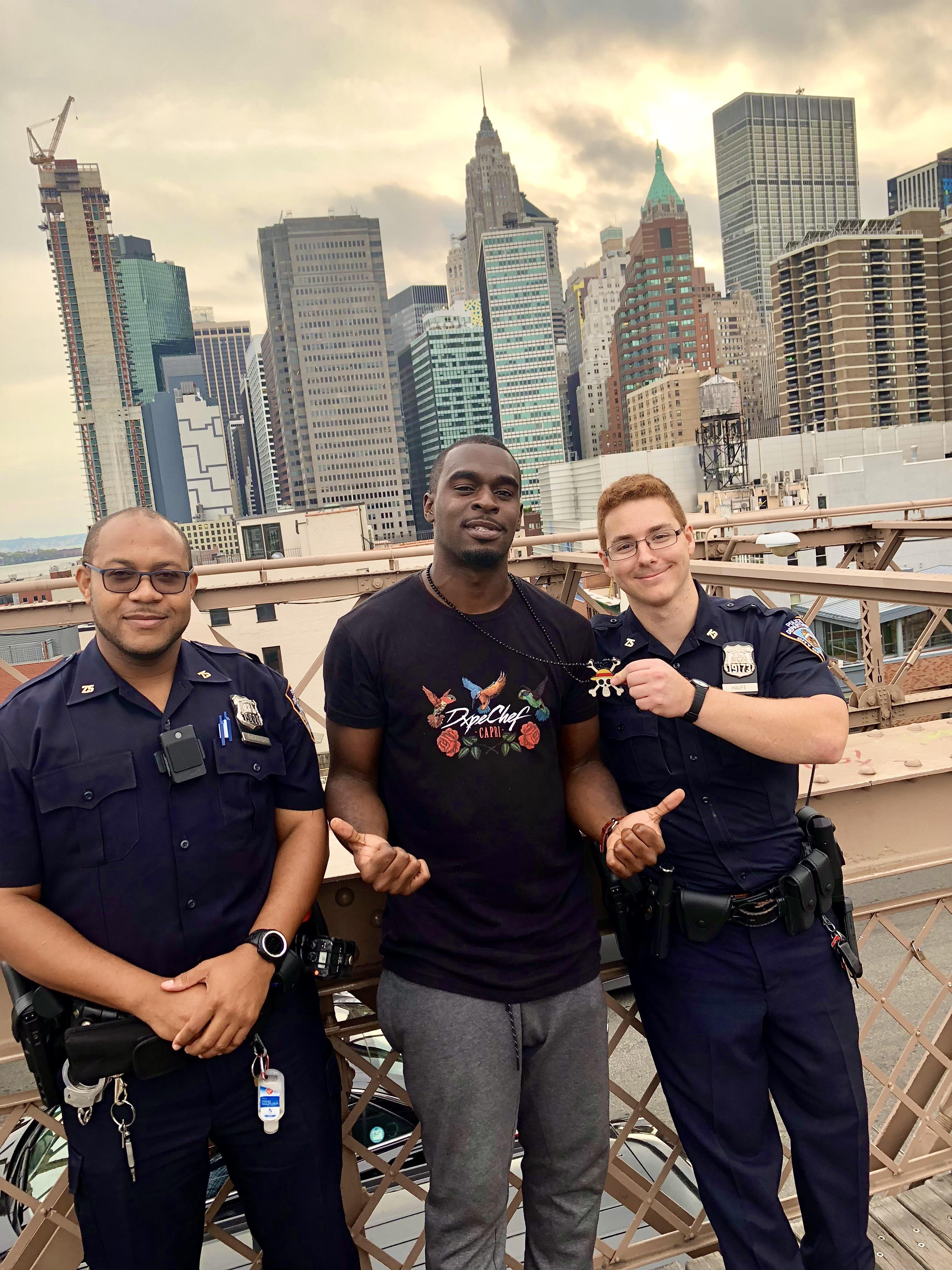 NYPD Cop noticed my chain | Scrolller