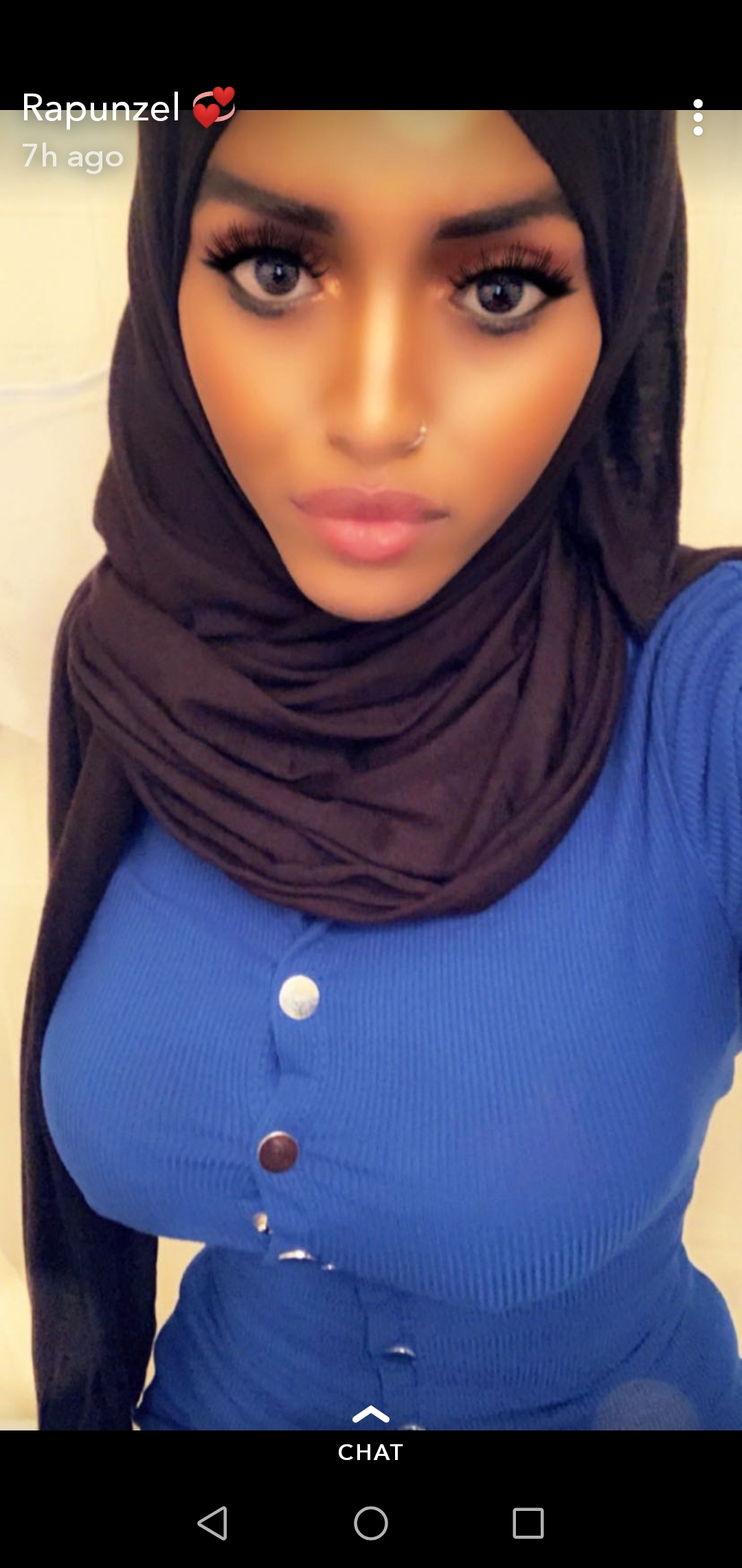 ( o Y o ) | Scrolller