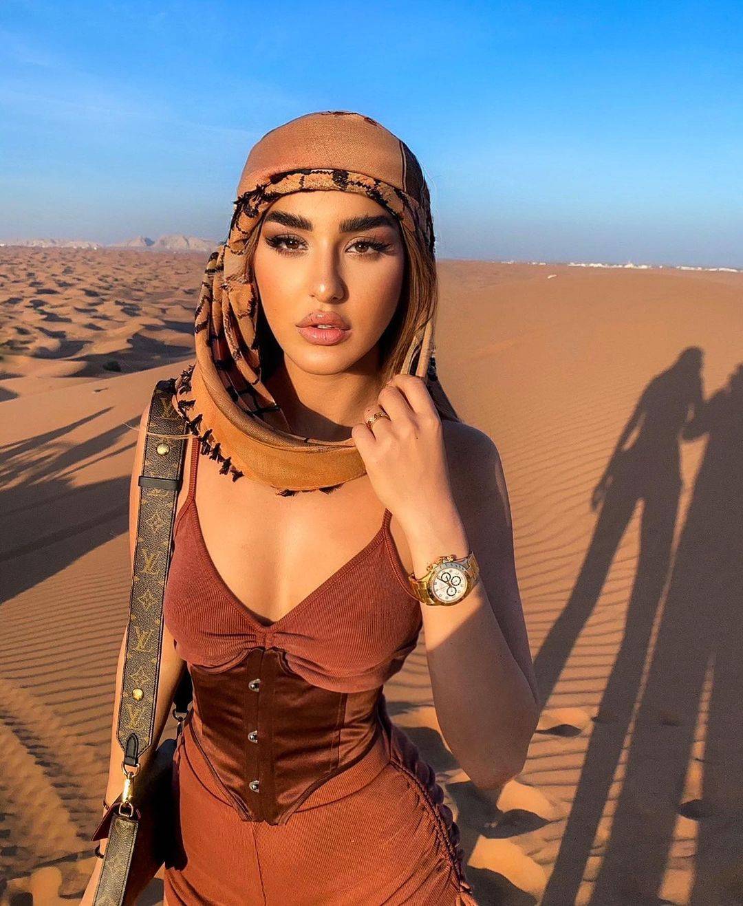 Discover more like WomenWithWatches: Oasis in the desert and Related Content | Scrolller