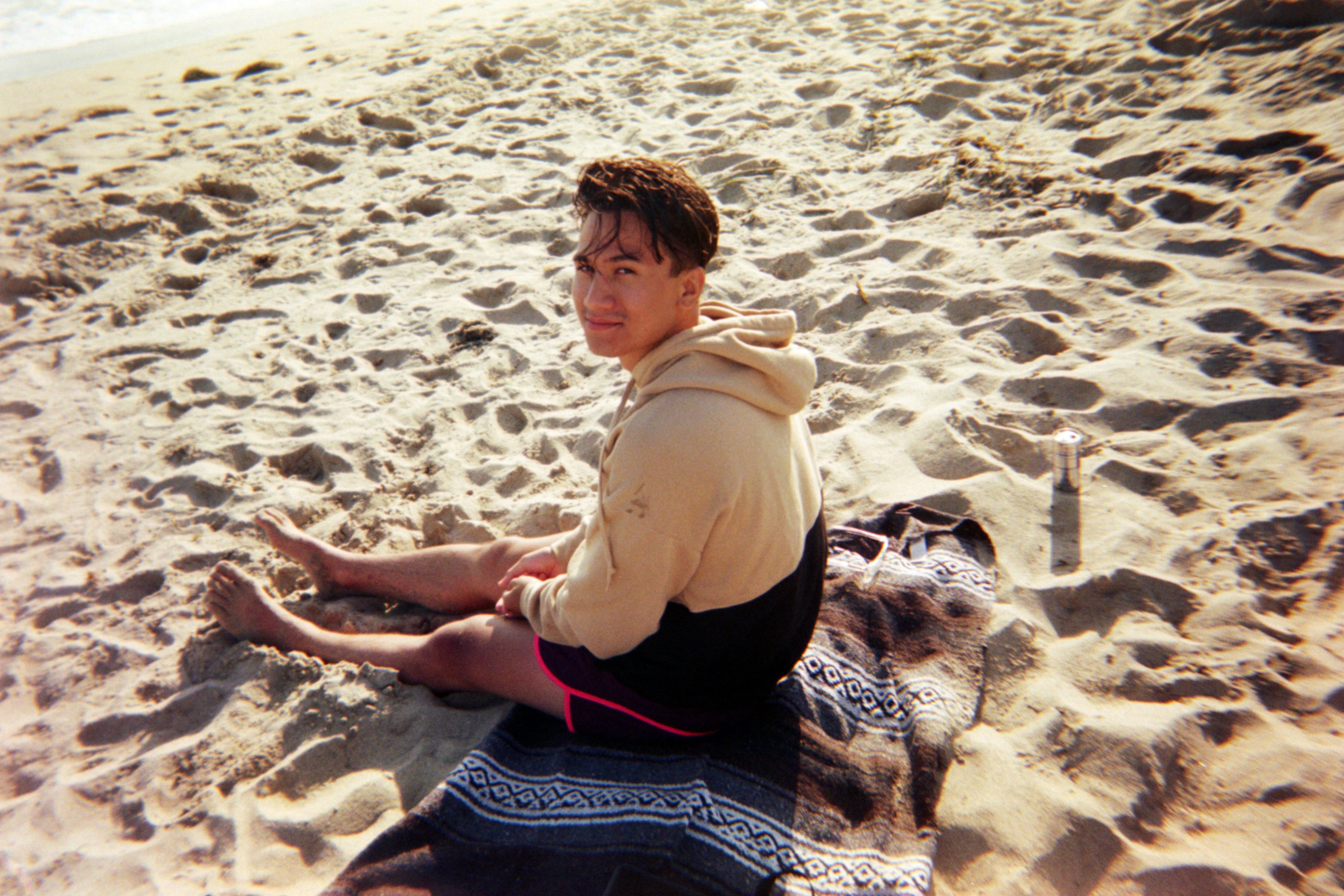 ocean side | Scrolller