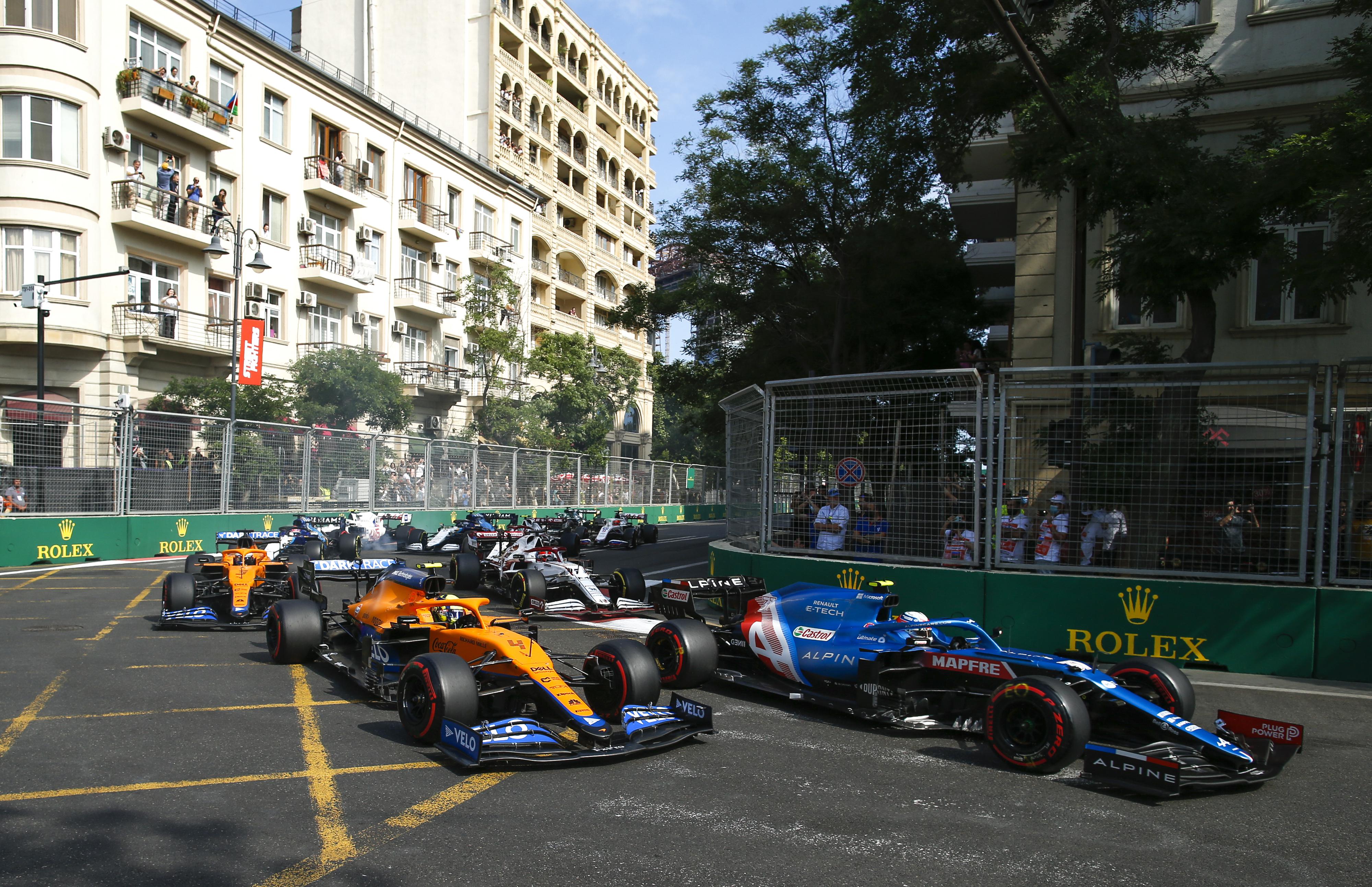 Ocon (Alpine), Norris (McLaren) - 2021 Azerbaijan GP [4000 × 2587] | Scrolller