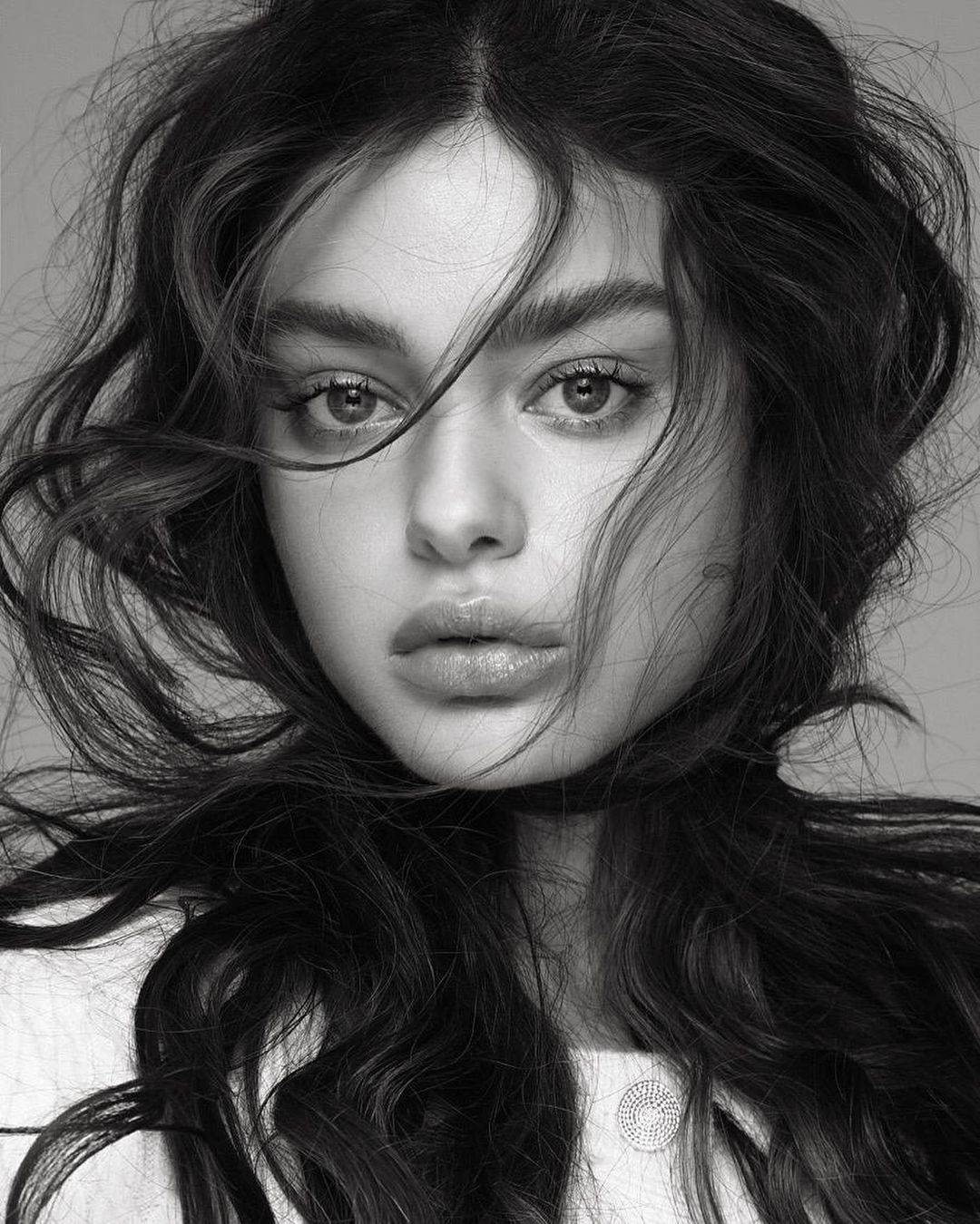 Odeya Rush | Scrolller