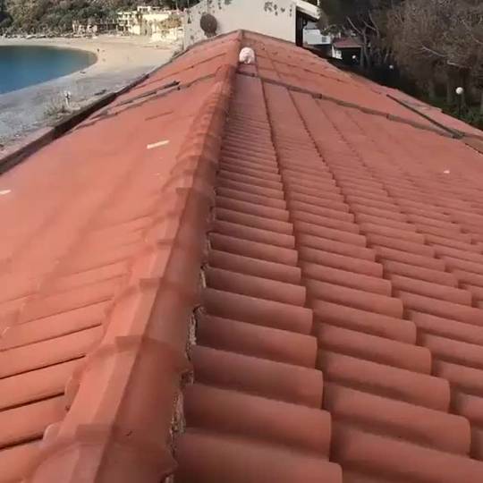 OH LAWD HE COMIN' FAST | Scrolller