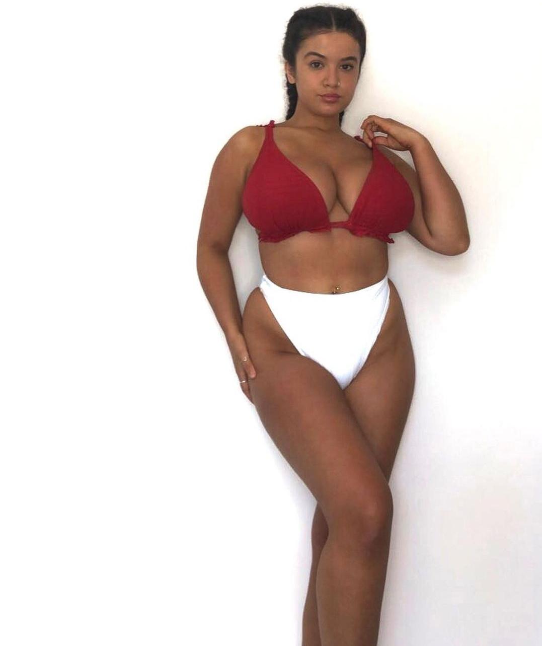 Oh my thickness | Scrolller