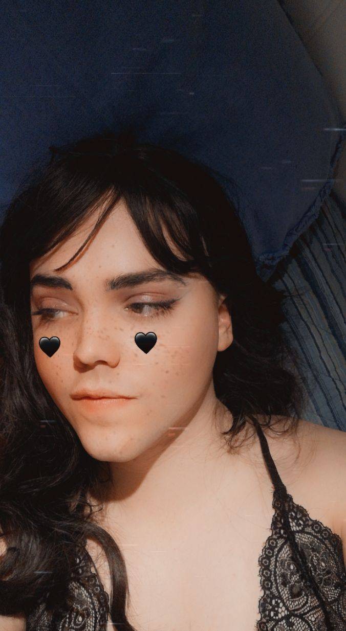 Oh yeah btw, my Kik is Evaemilievik 💖 | Scrolller