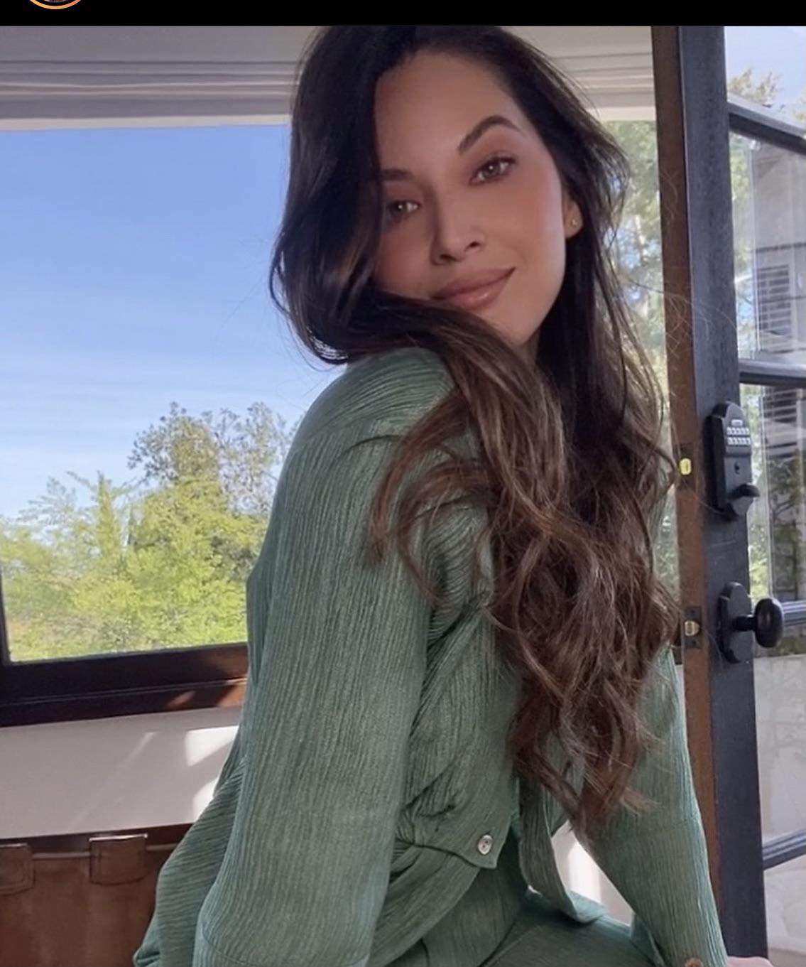 Olivia munn was made to be throated | Scrolller