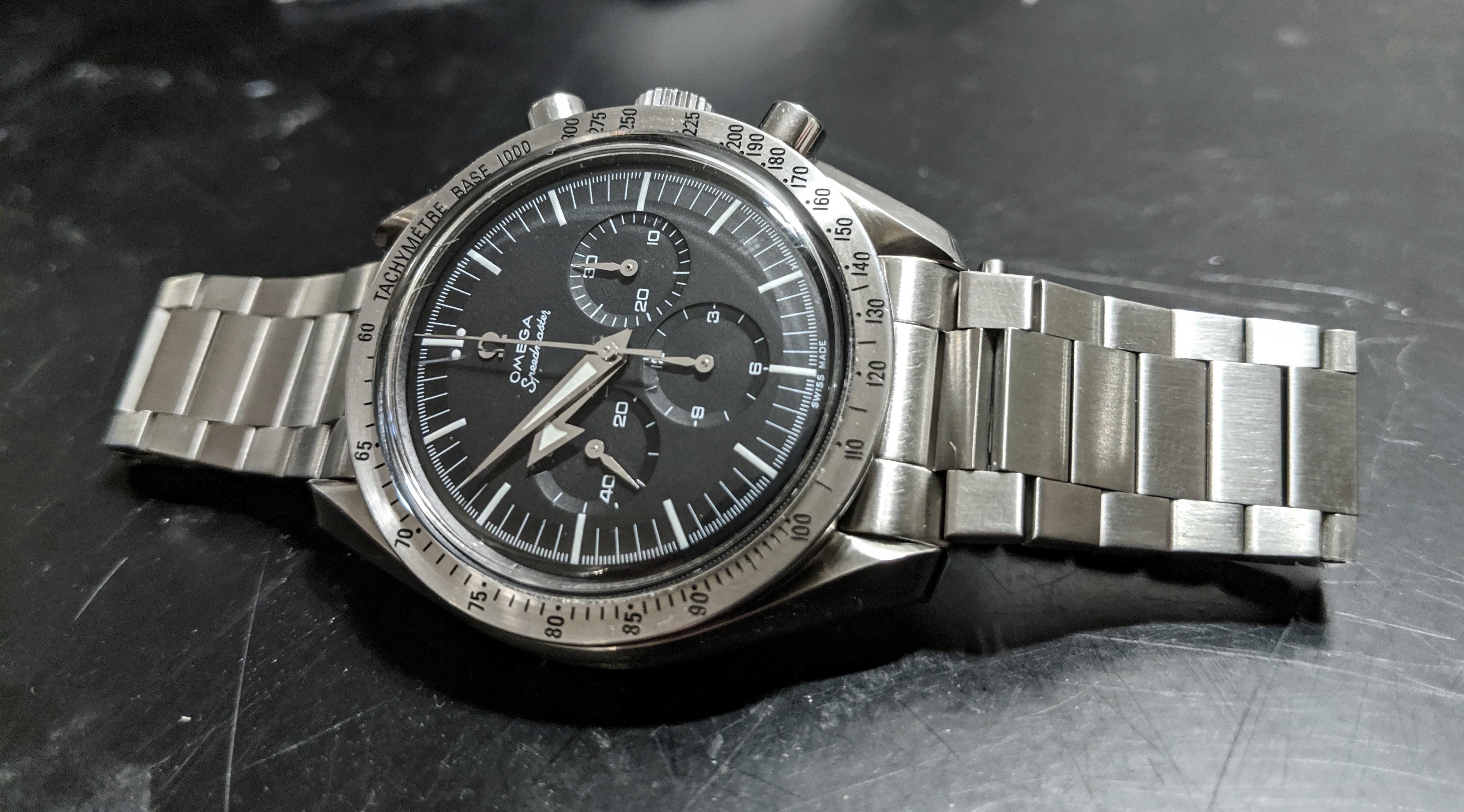 [OMEGA] Speedmaster 3594 on Forstner Flat Link | Scrolller
