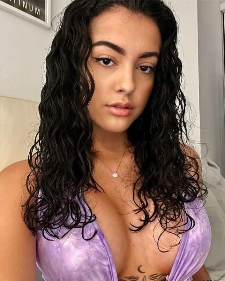 Omg Shes Soo Hot Scrolller