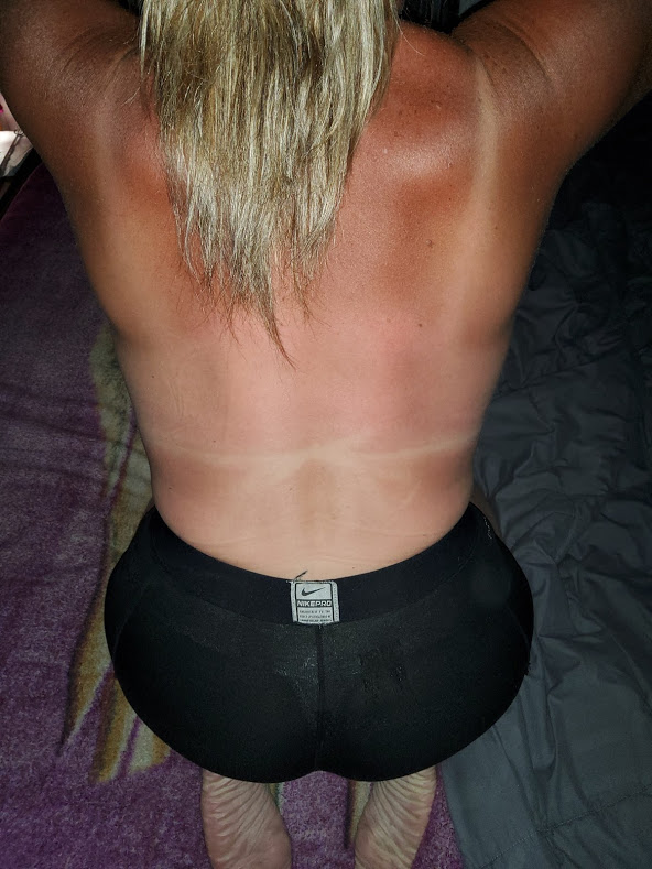 On her knees | Scrolller