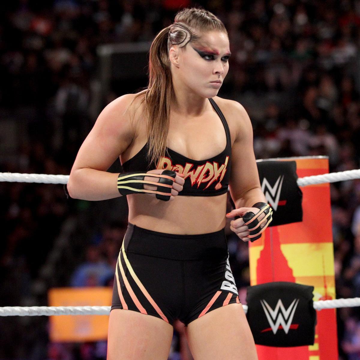 On your knees beta, ready to suck your queen without question. | Scrolller