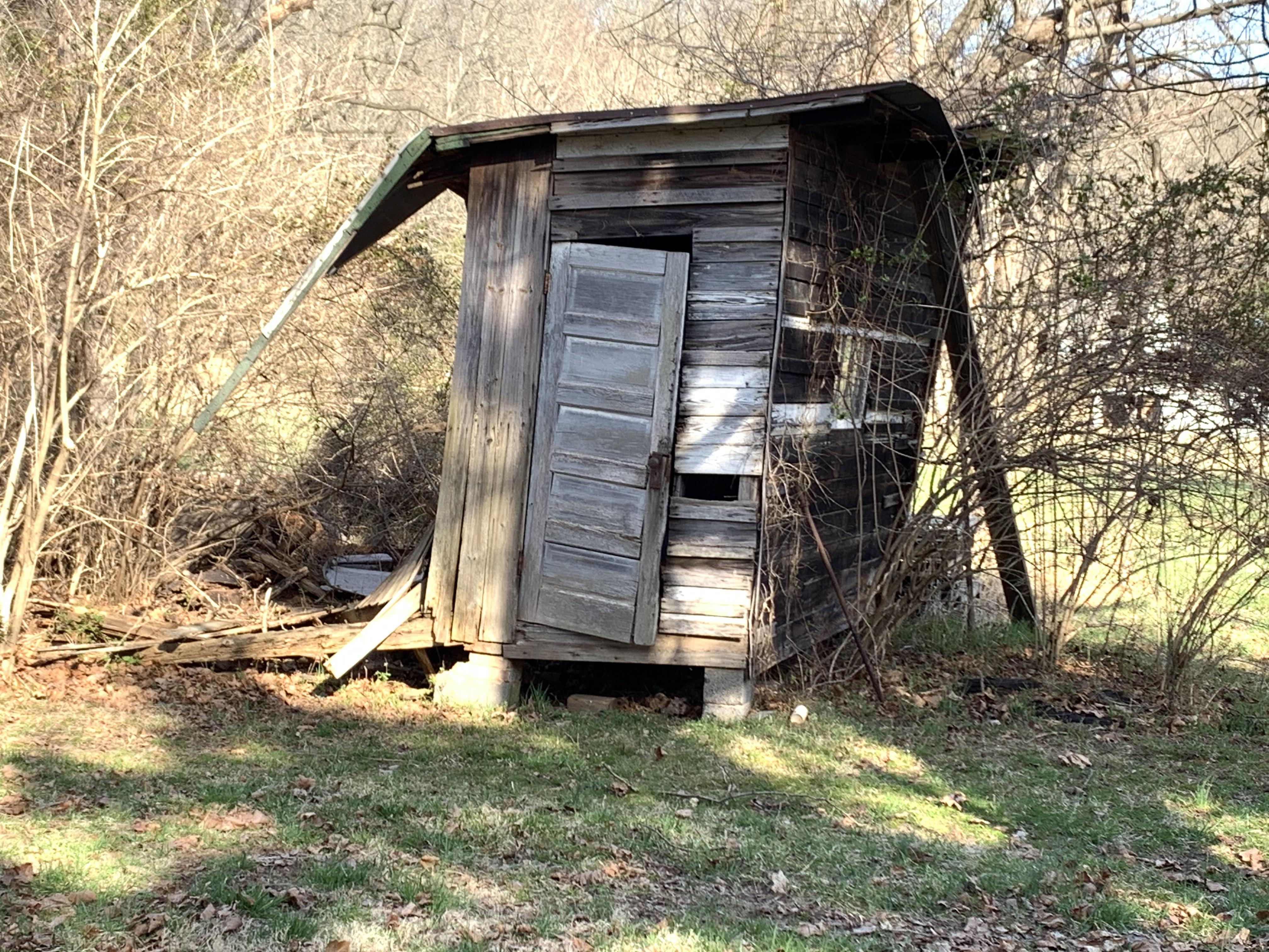 One-bedroom Fixer-upper | Scrolller