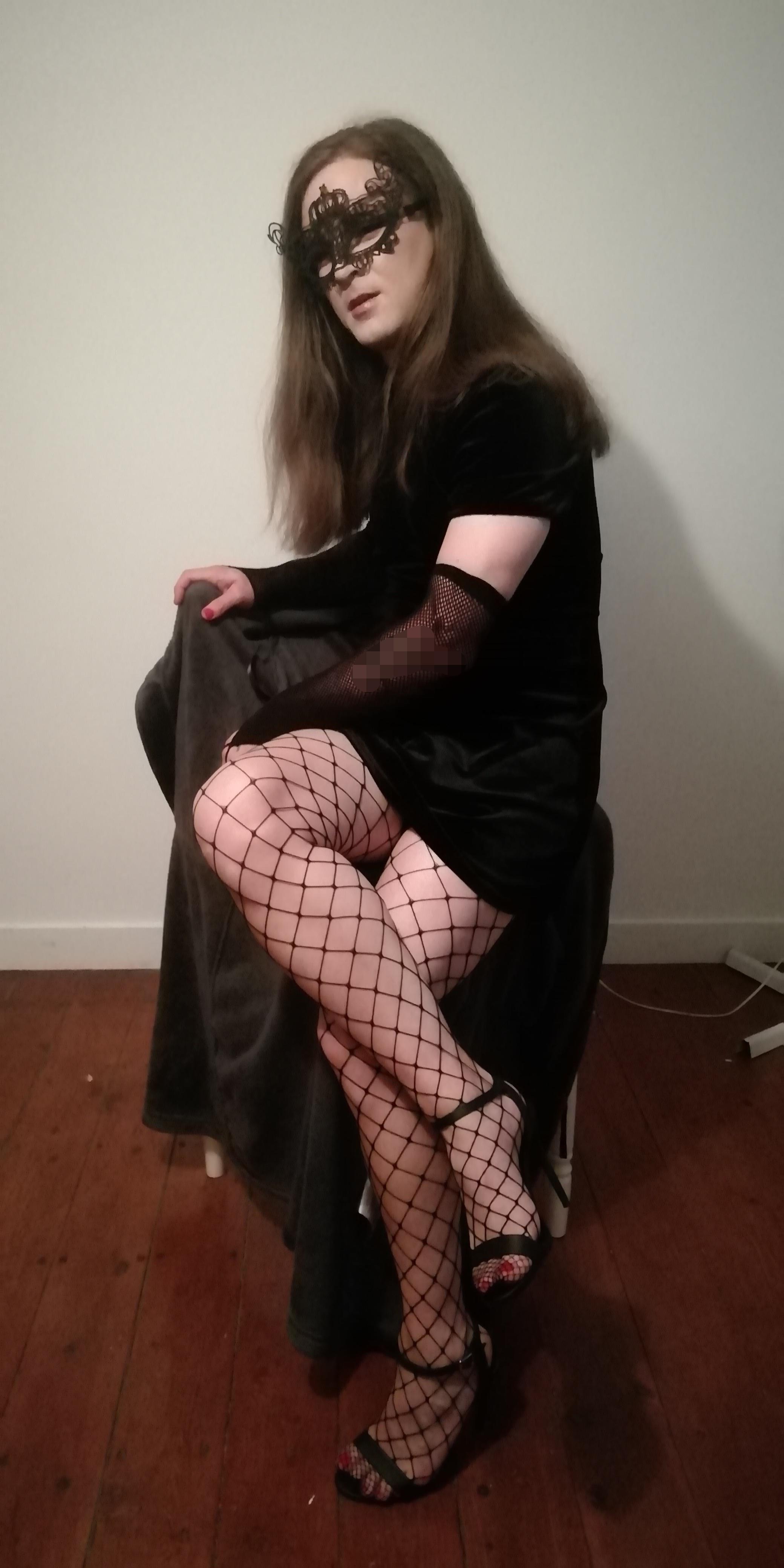 One more form goth try outs lol | Scrolller