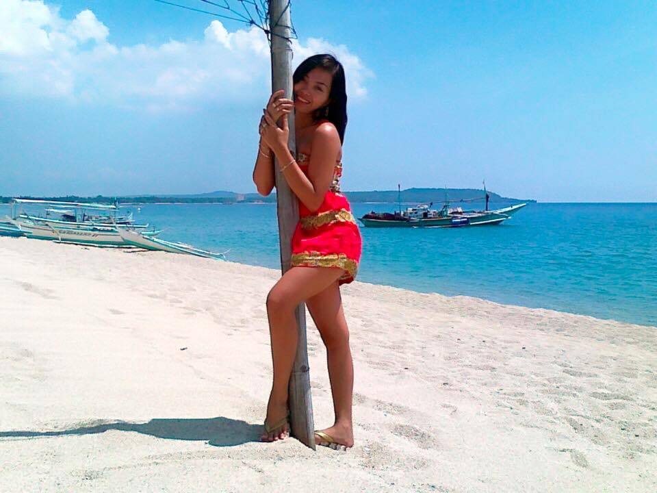 One Of My Favorite BJ Girls Filipina Vacuum Cleaner | Scrolller