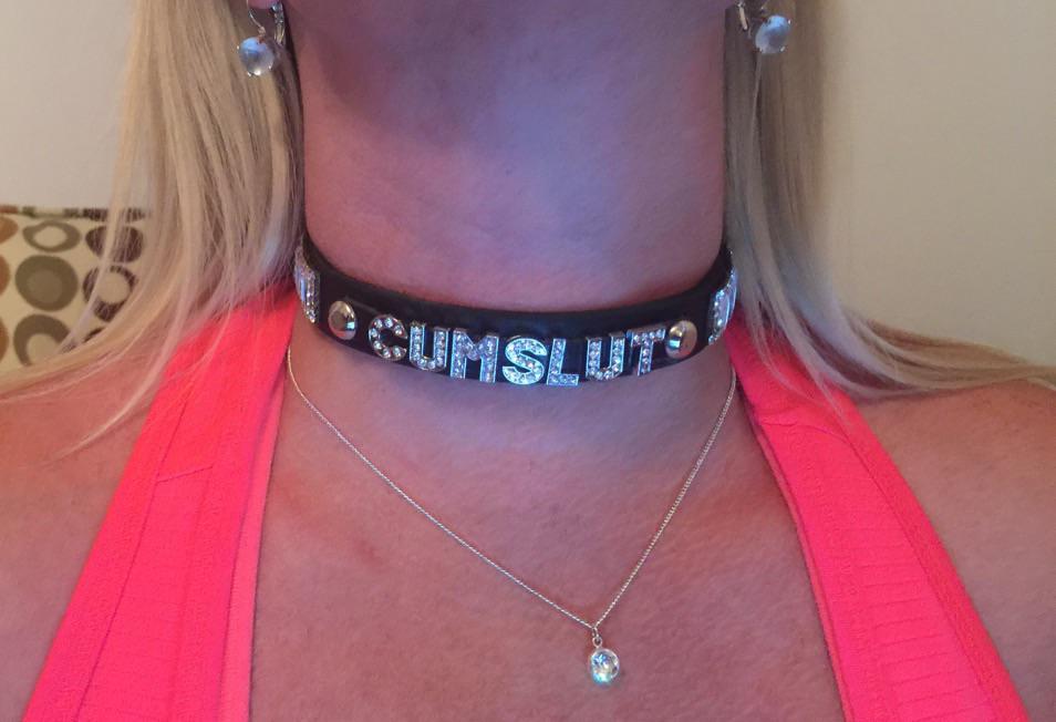 One Of My Favorite Collars To Wear Out To Events Scrolller One Of My Favorite Collars To Wear Out To Events Scrolller