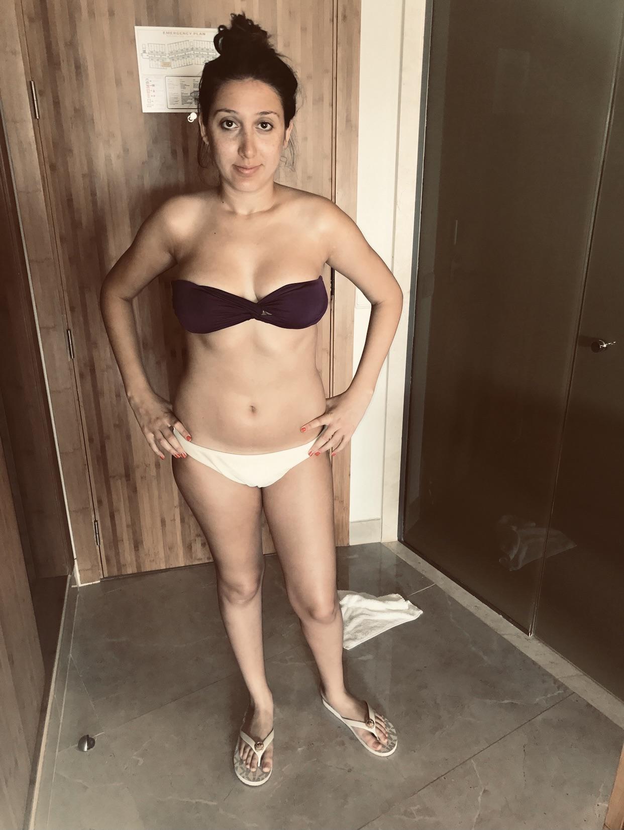 One of the few swimsuits pics I have (25f) what do you think? (25f) | Scrolller