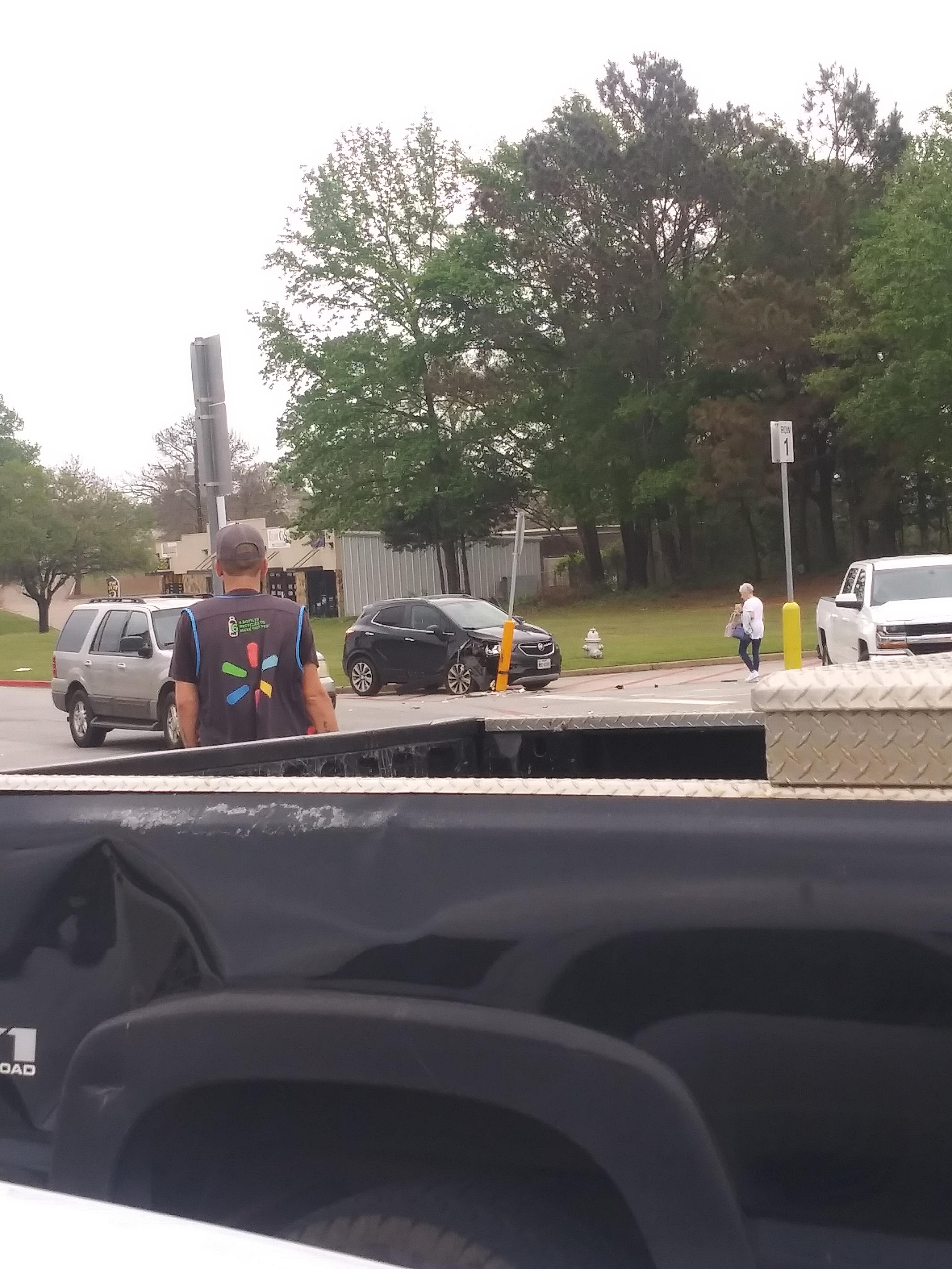 One vehicle one pole collision | Scrolller