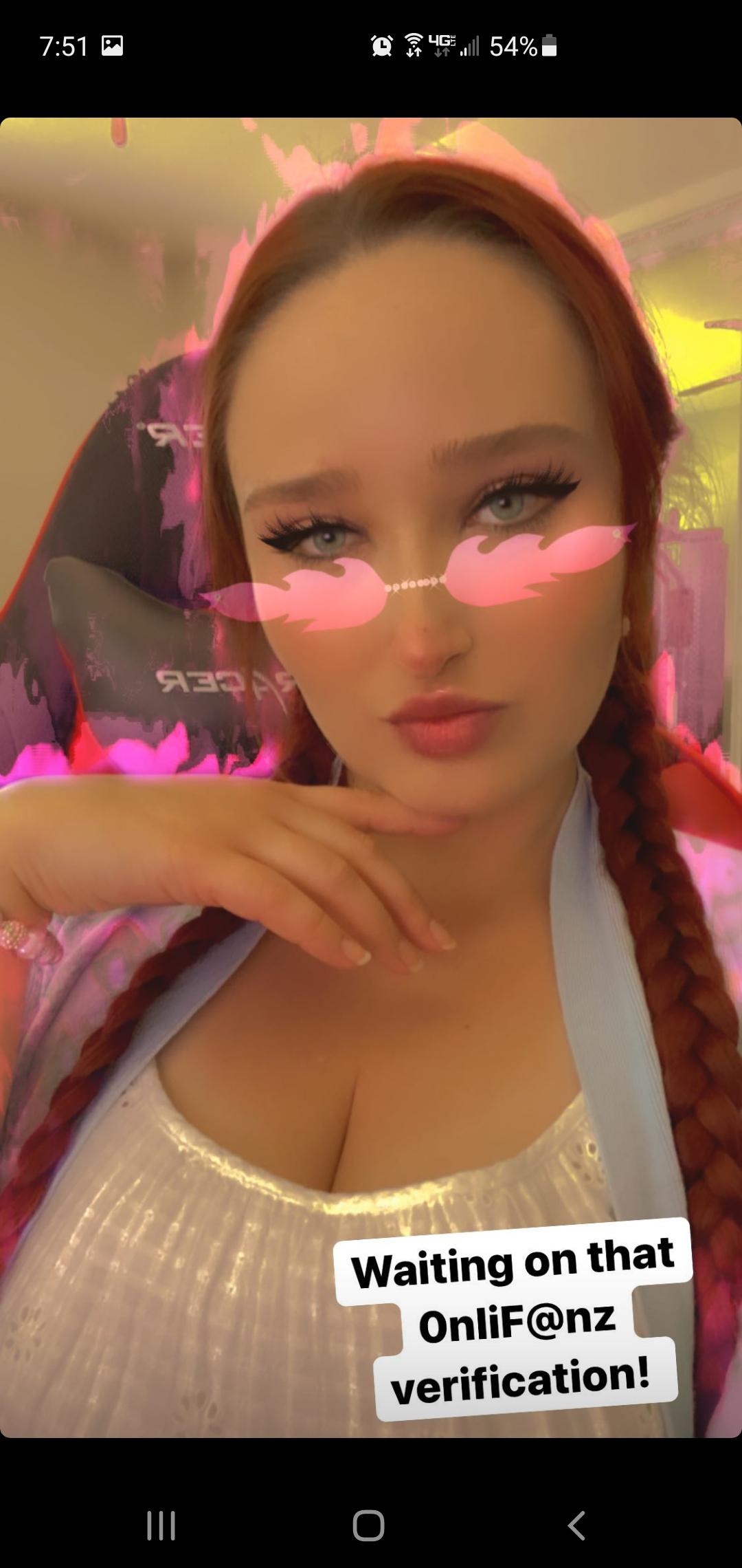 Onlyfans! | Scrolller