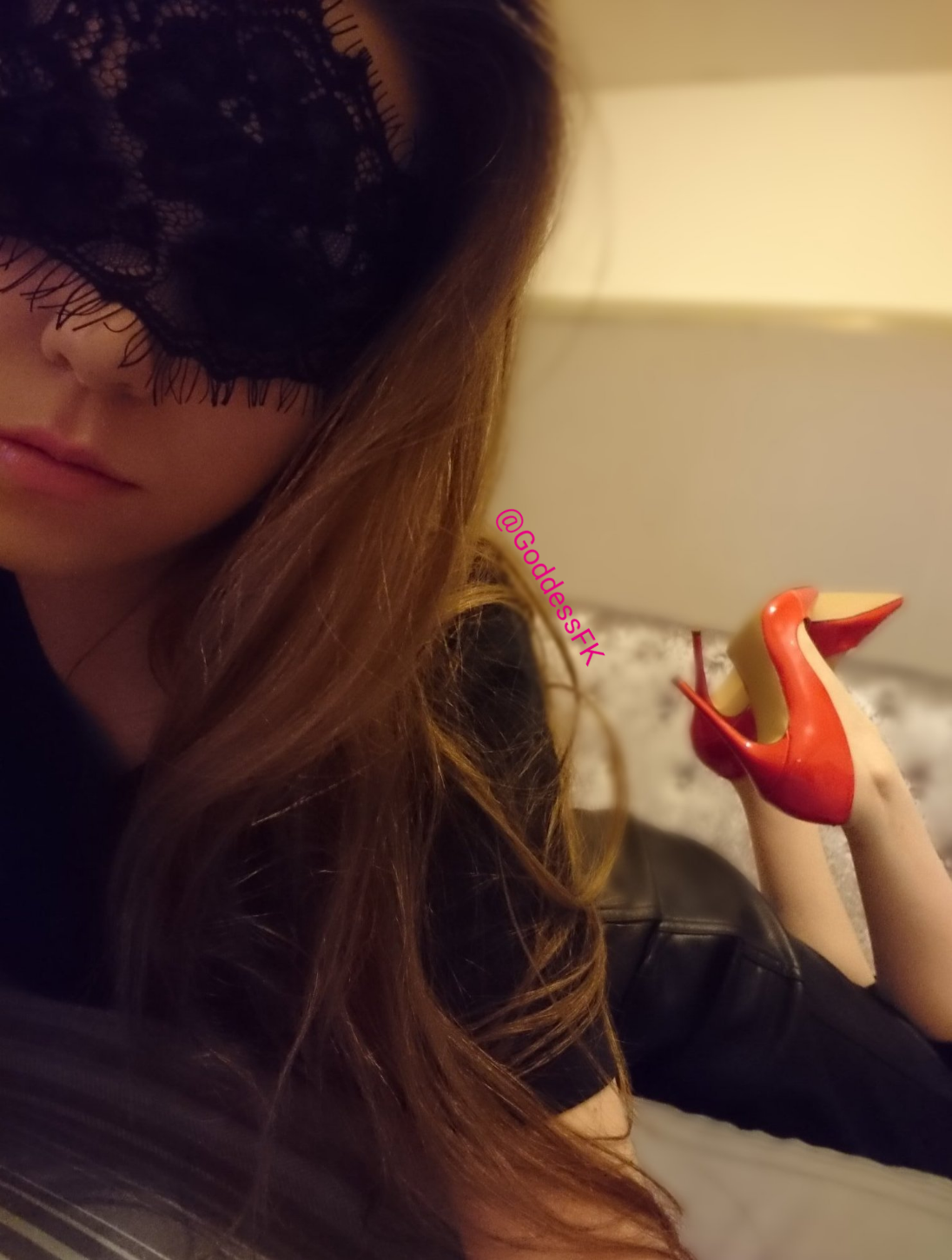 OnlyFans.com/foot_kink 👠 | Scrolller