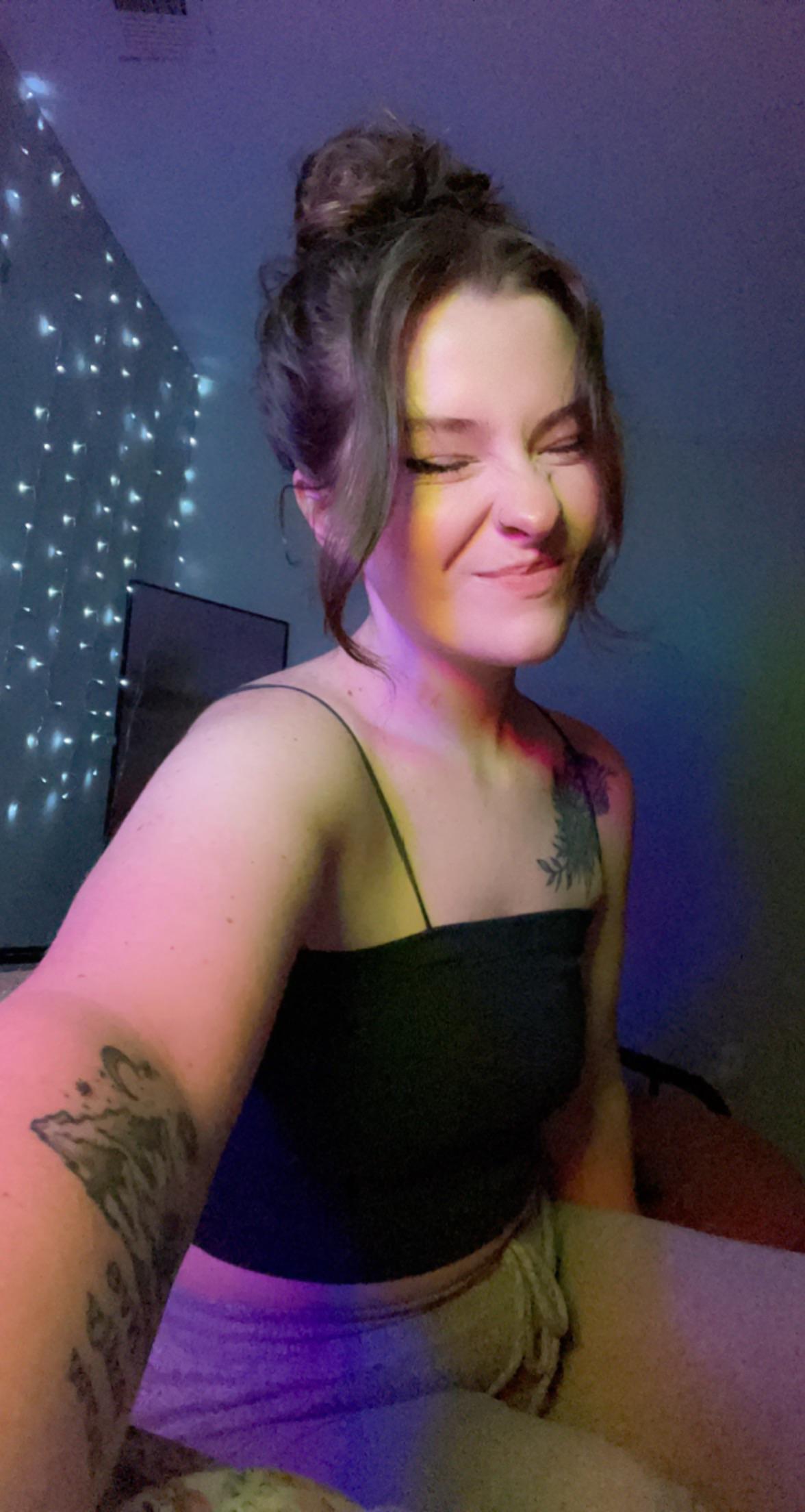 OnlyFans Link Below!!! | Scrolller