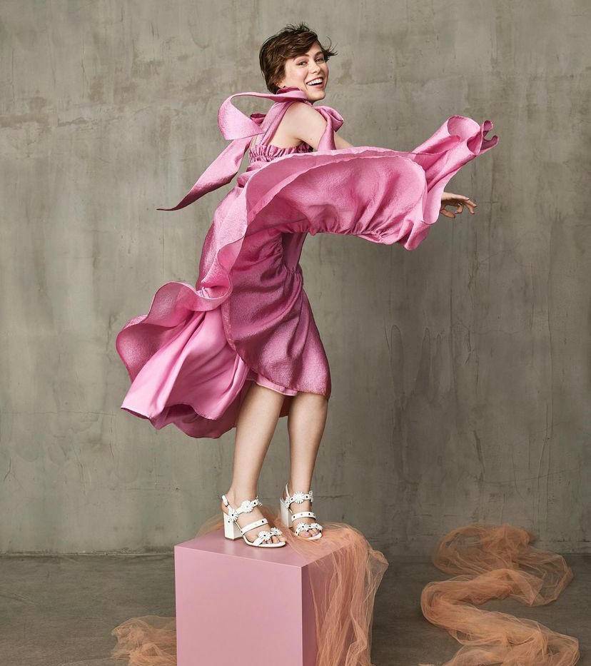 Oooh Sophia Lillis Show Your Feet Scrolller