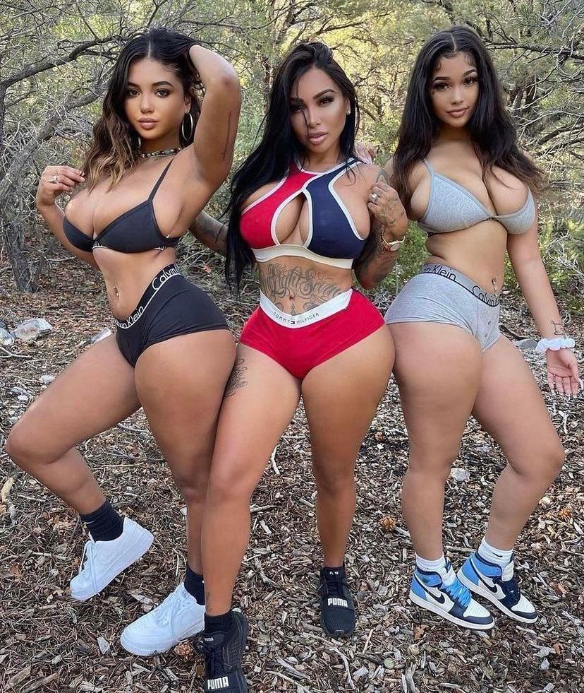 Options [3] | Scrolller