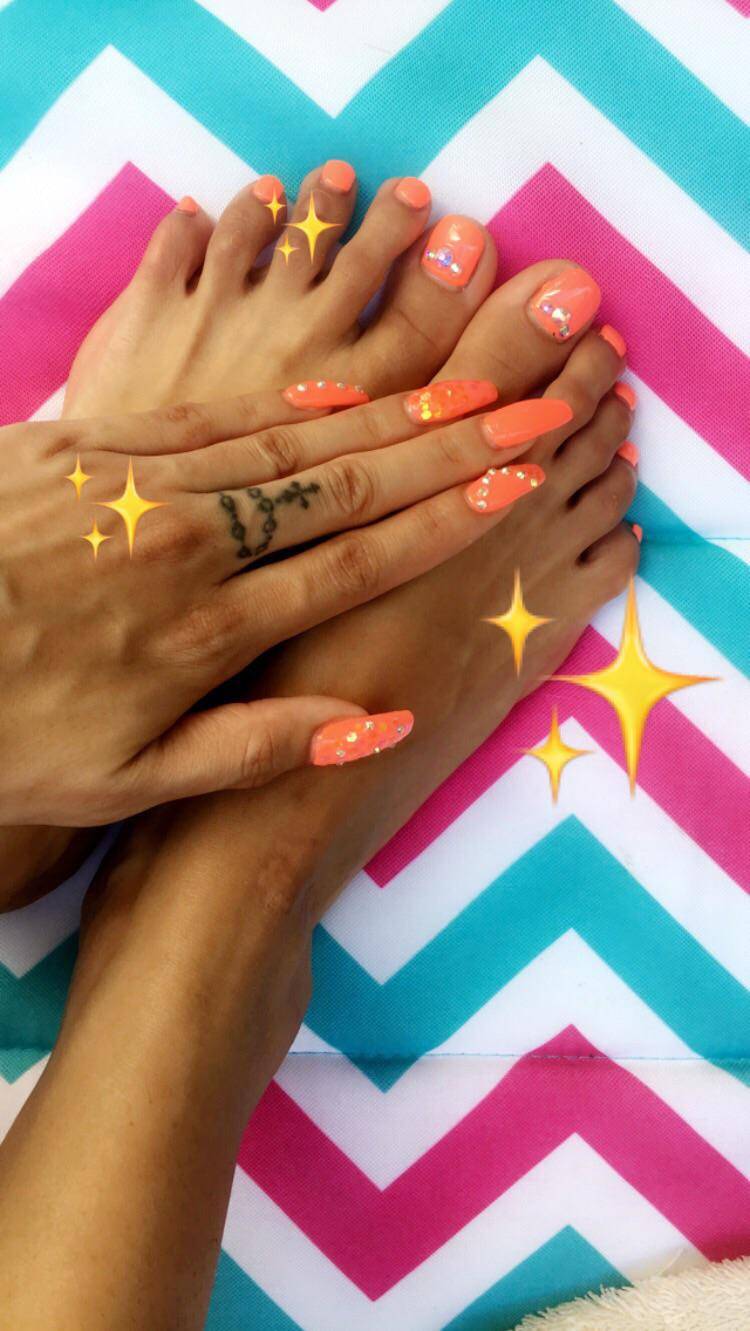 Orange Toes Anyone? 🤪 | Scrolller