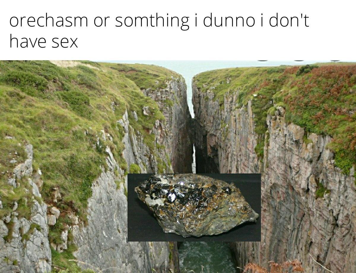 Ore chasm | Scrolller