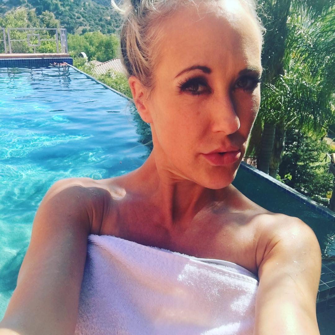 Out by the pool | Scrolller