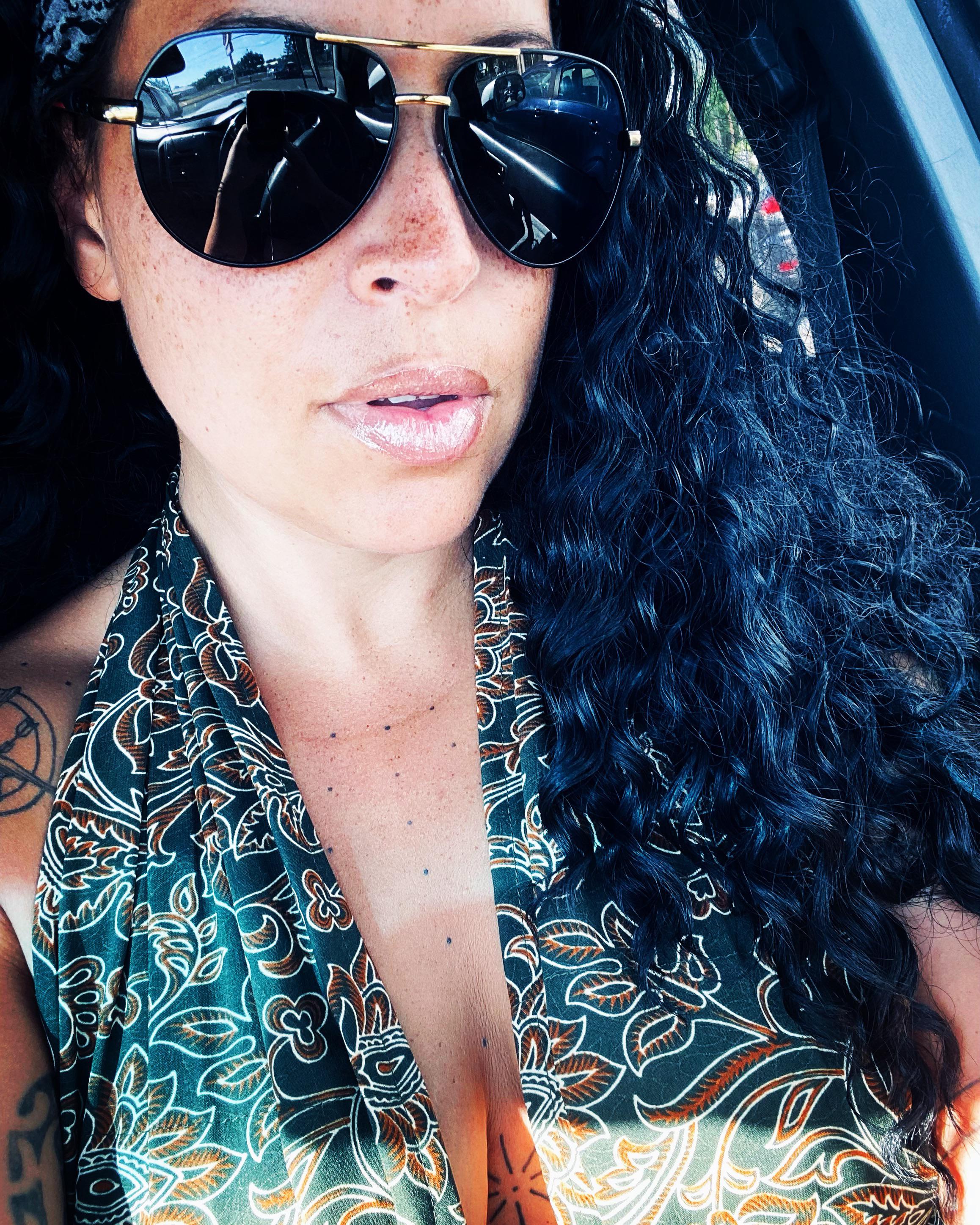 Out on the town | Scrolller