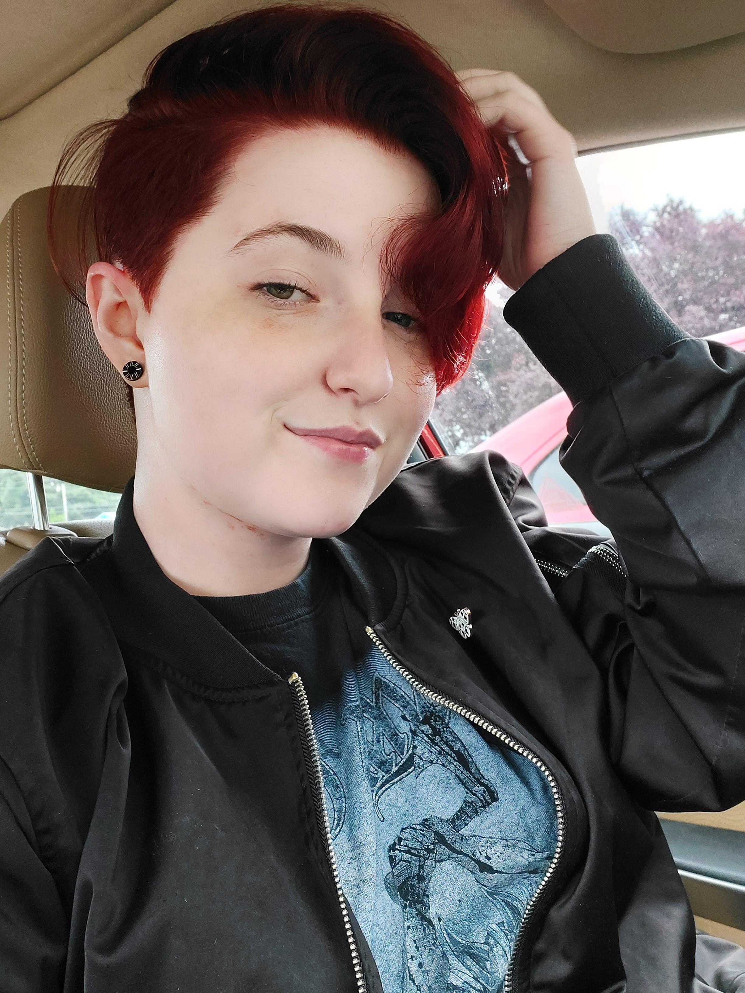 [Over 18] chopped my hair off for summer☀️ | Scrolller