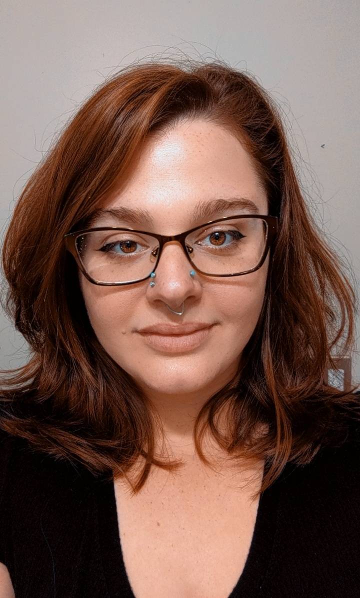 [over 18] Hello. | Scrolller