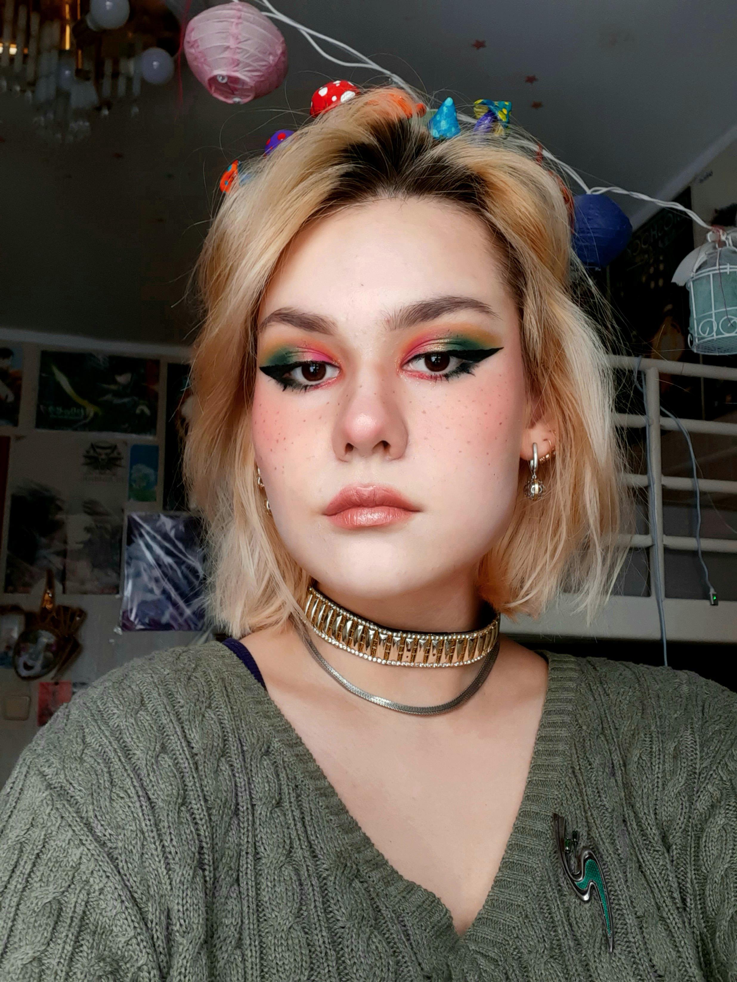 [Over 18] Hi!! | Scrolller