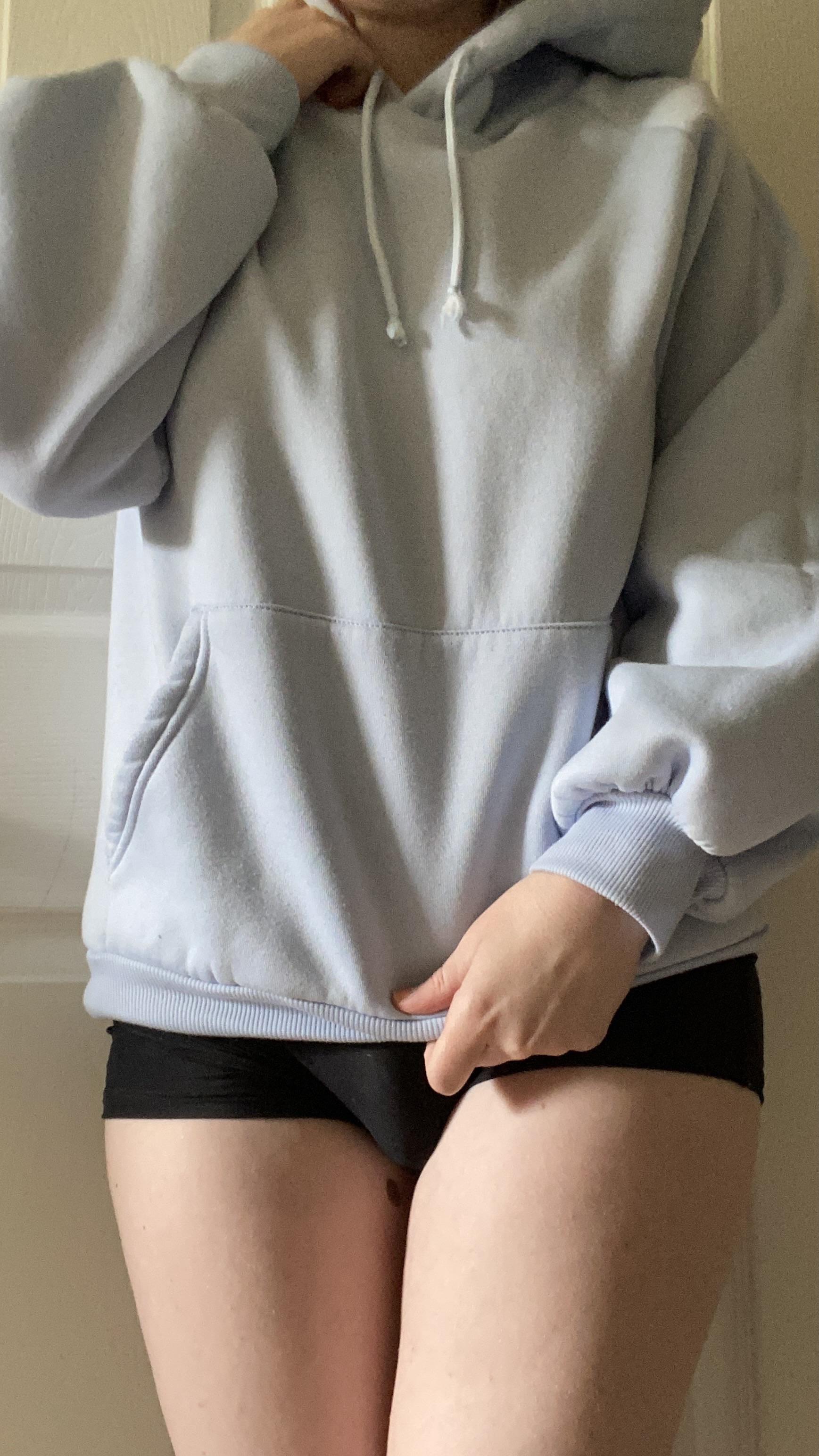 owo what’s this? ur femboy bf has a bulge | Scrolller